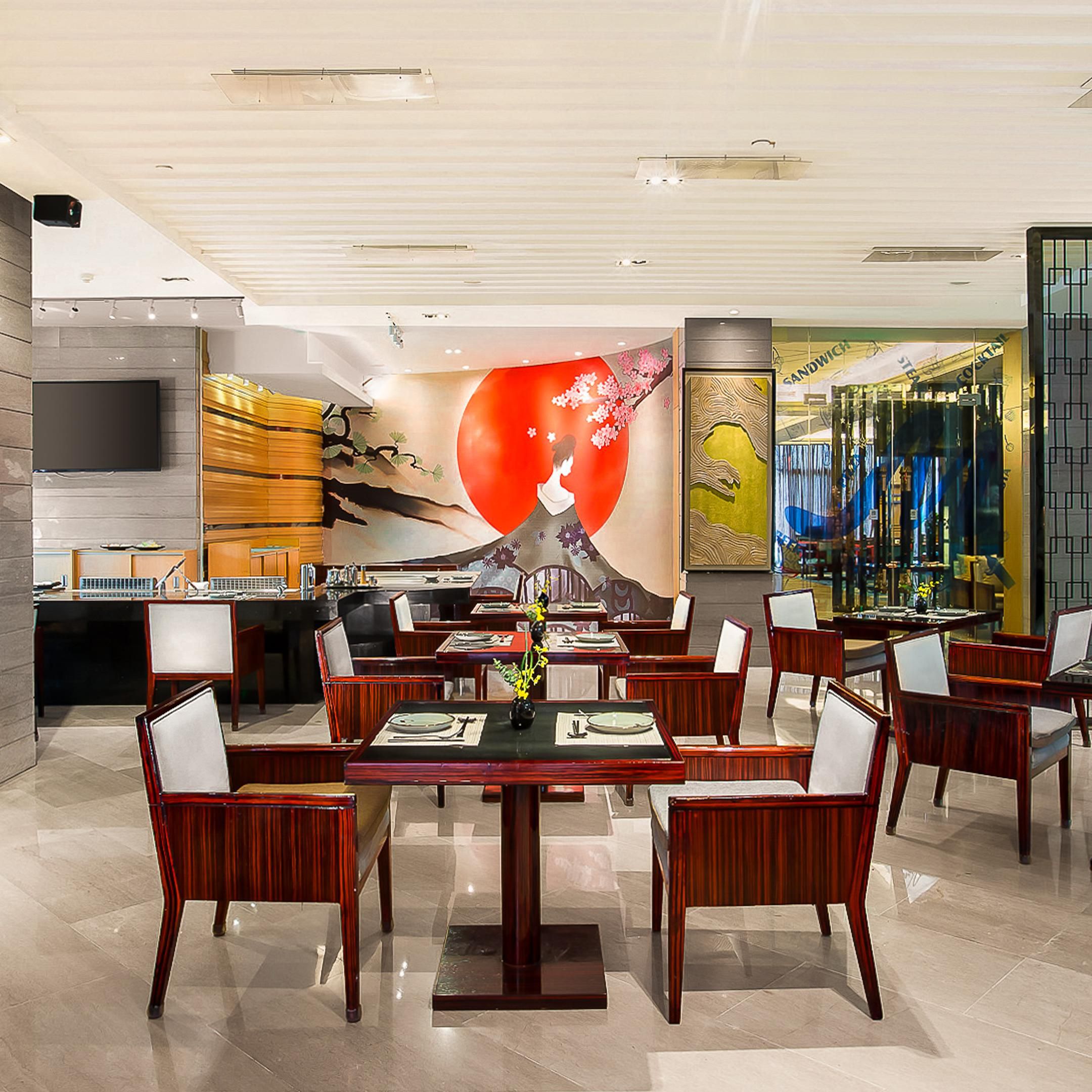 Hotels Near Dafen Oil Painting Village | Crowne Plaza Shenzhen Longgang City Centre