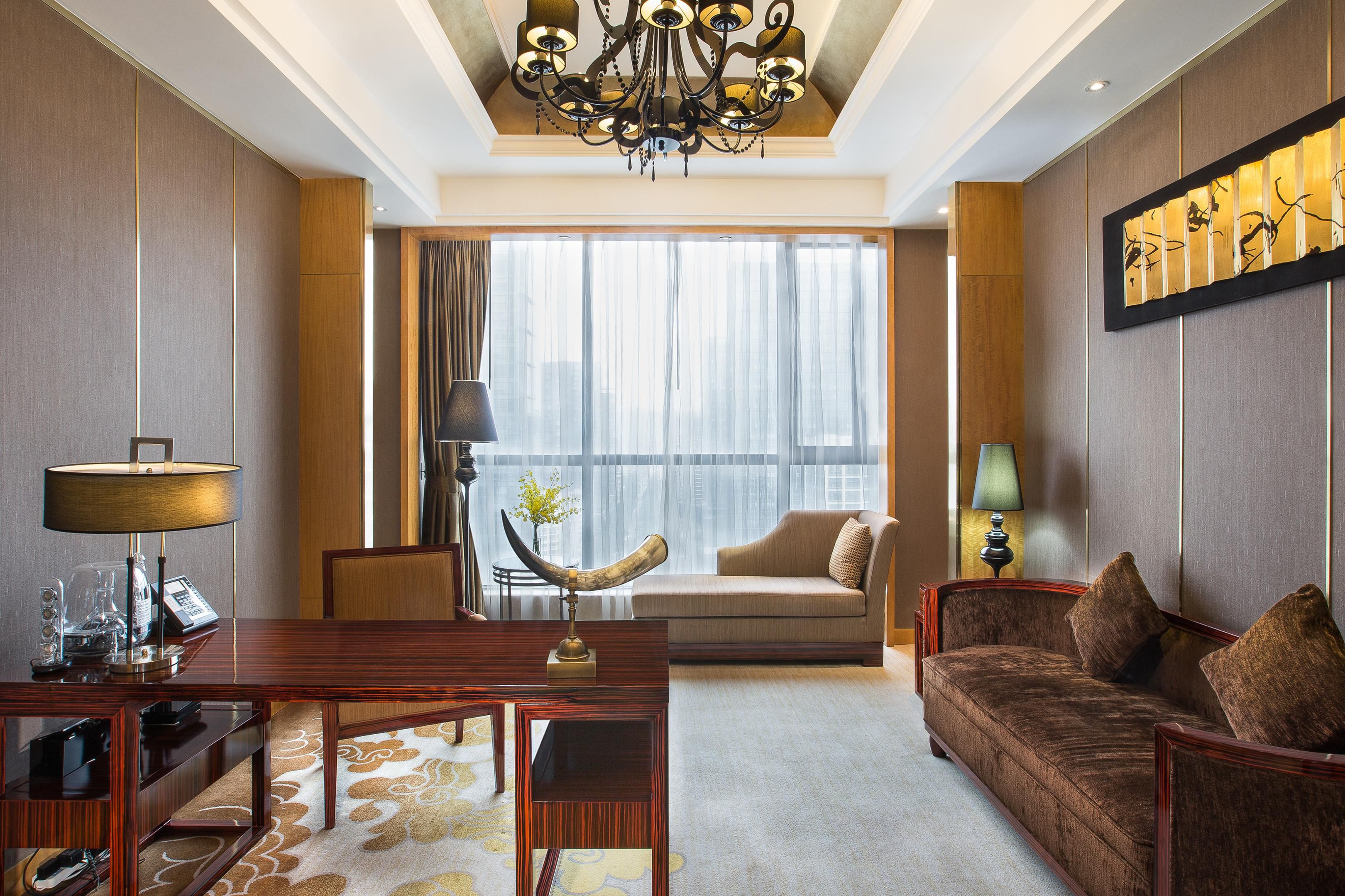 Hotels Near Dafen Oil Painting Village | Crowne Plaza Shenzhen Longgang City Centre