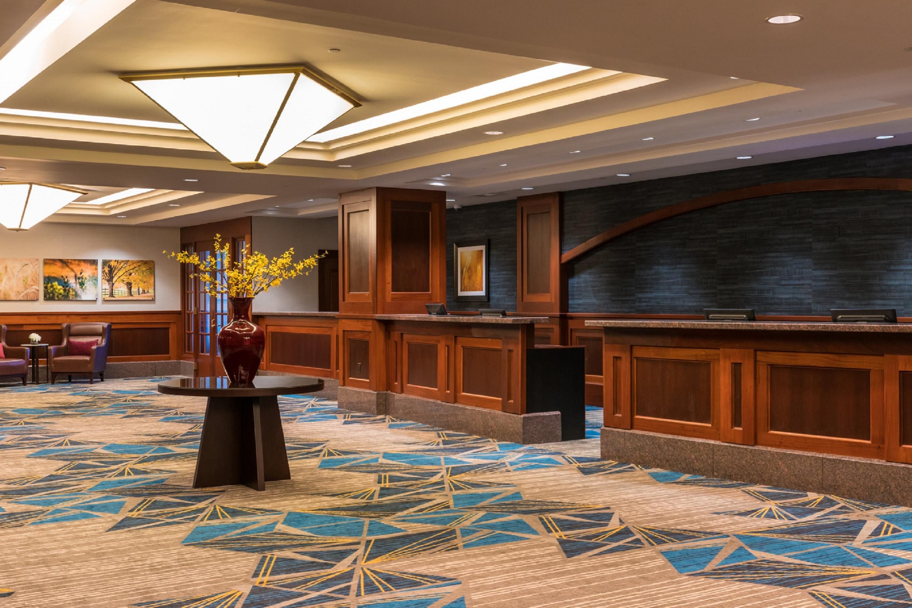 Hotels in Downtown Springfield, IL | Crowne Plaza Springfield ...