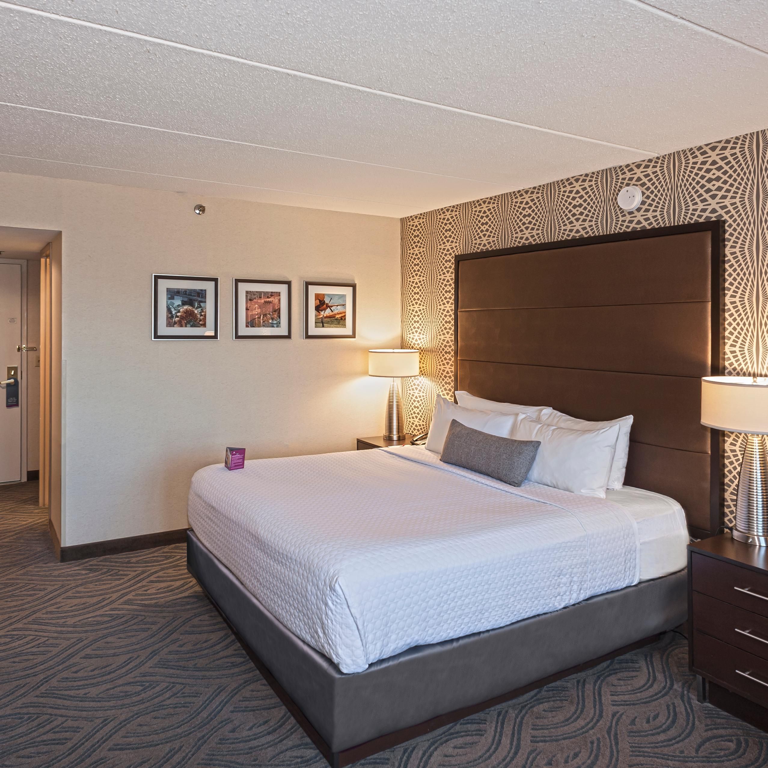 Mississippi River Hotel | Crowne Plaza Suites MSP Airport - Mall of America