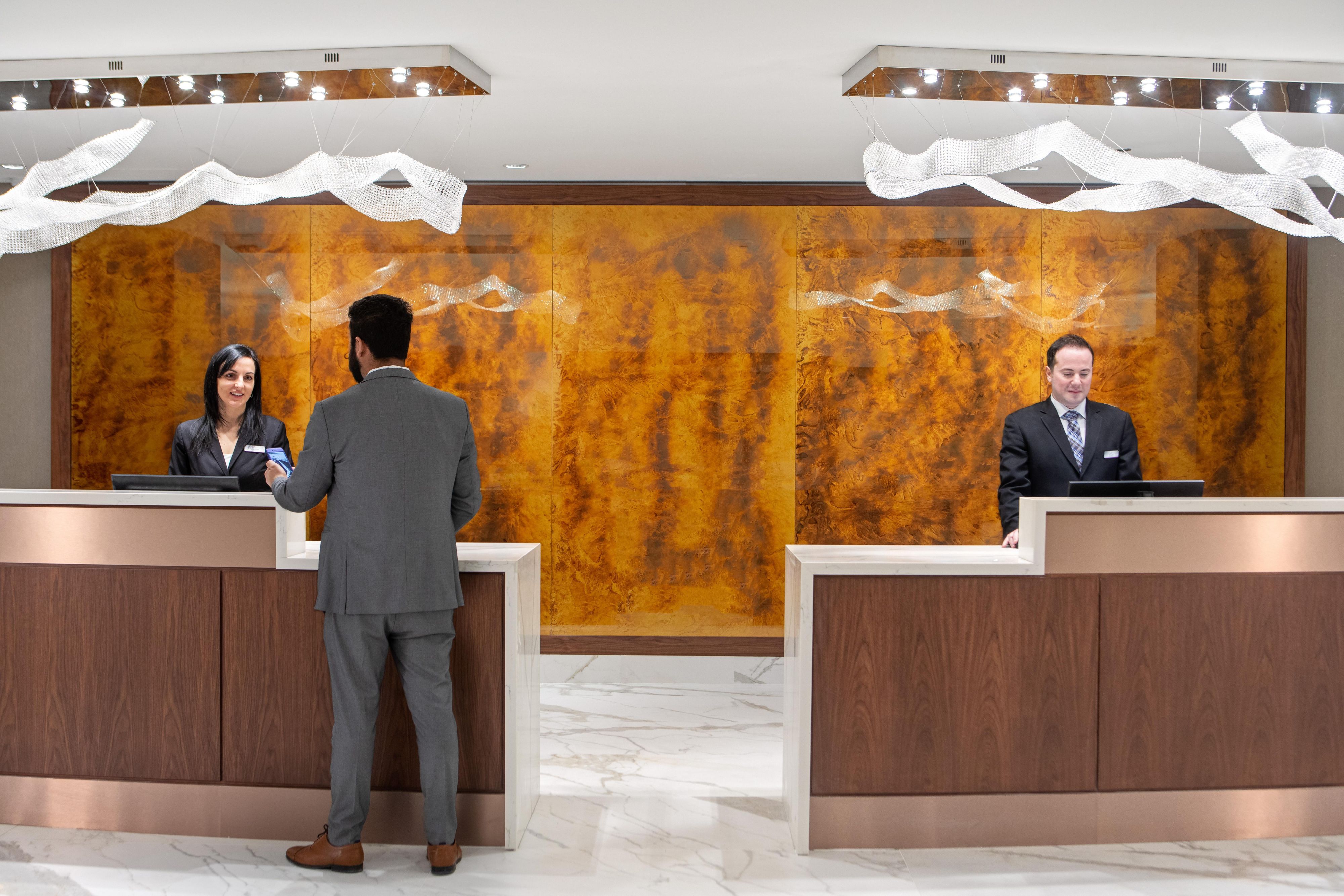 Hotel at Toronto Pearson International Airport | Crowne Plaza Toronto ...