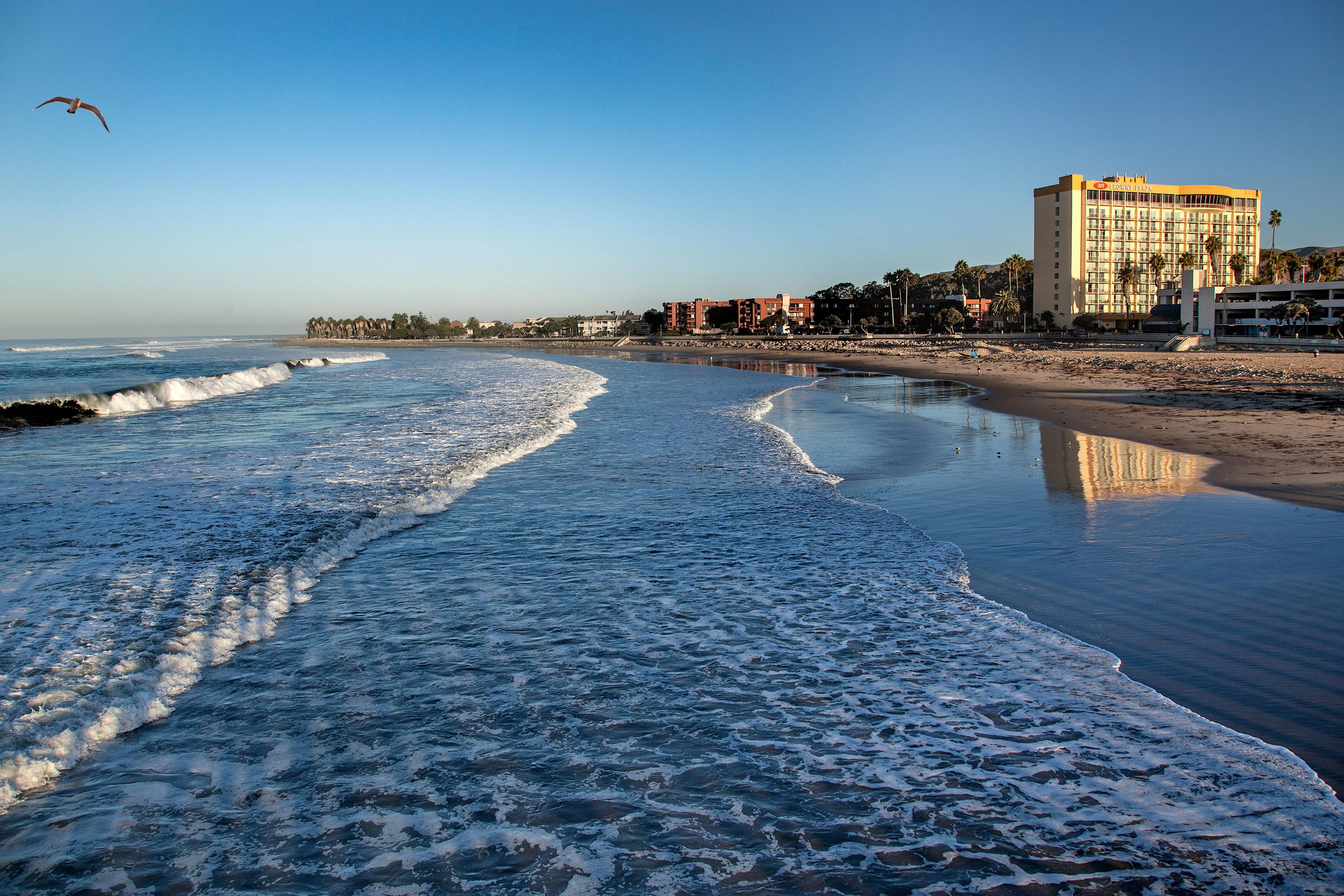 Ventura Hotels | Crowne Plaza Ventura Beach