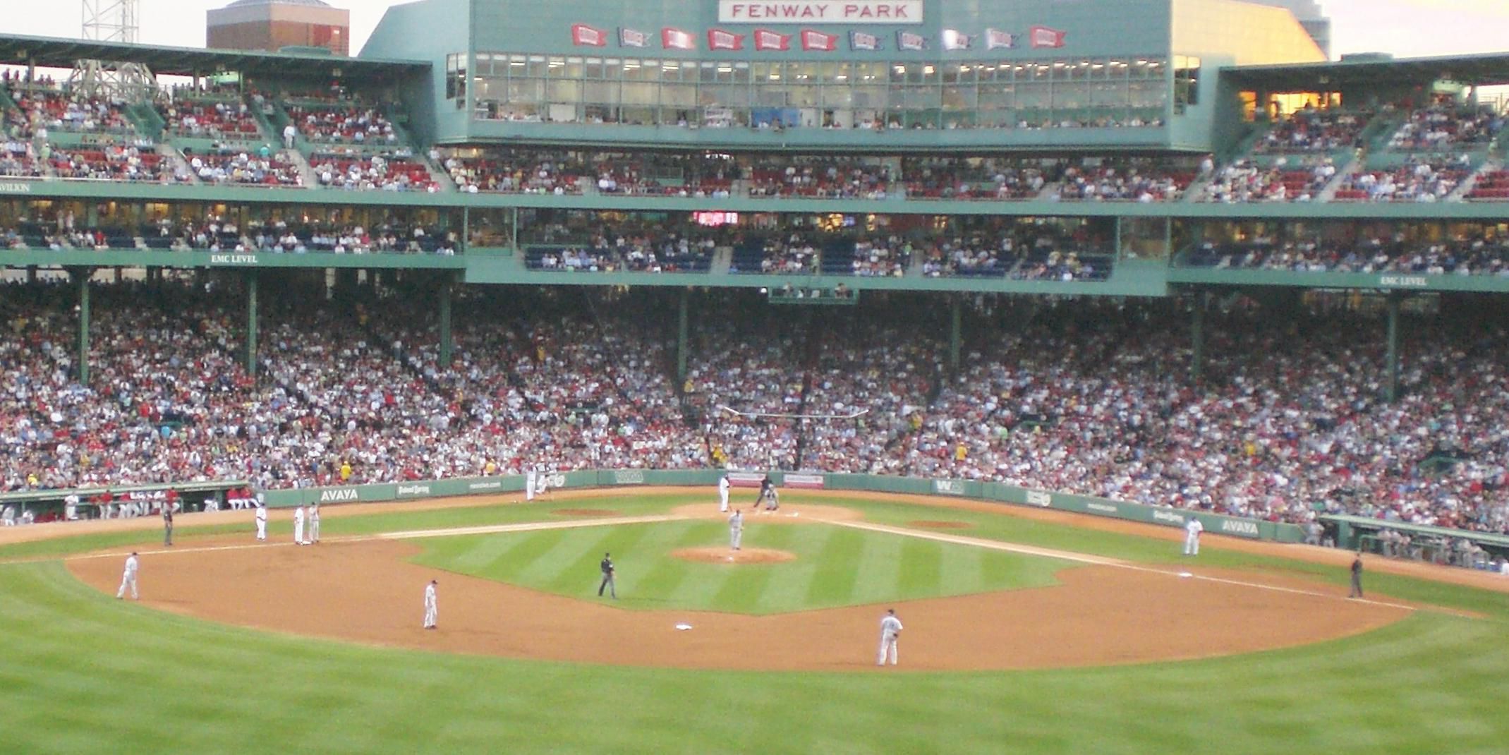 Pet-Friendly Hotels near Boston | Crowne Plaza Boston - Woburn