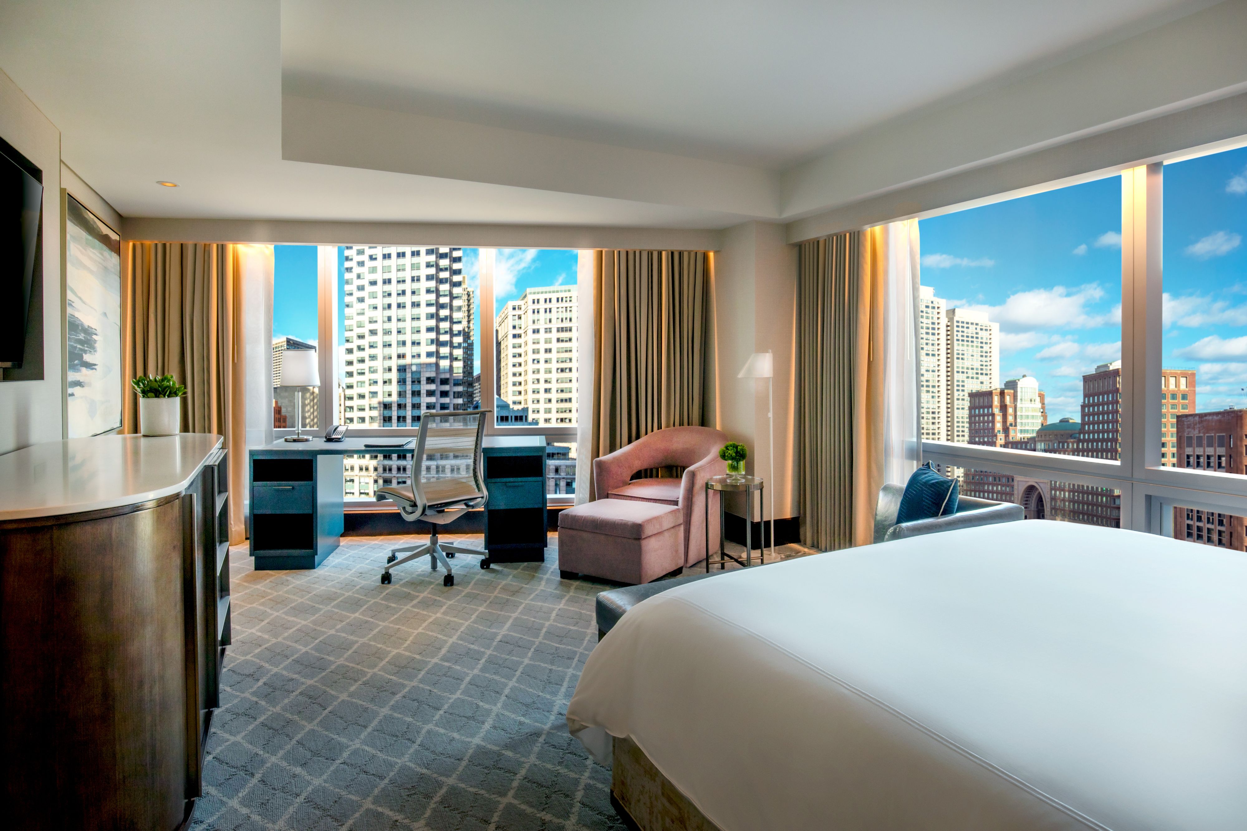 Boston Luxury Waterfront Hotel | InterContinental Boston