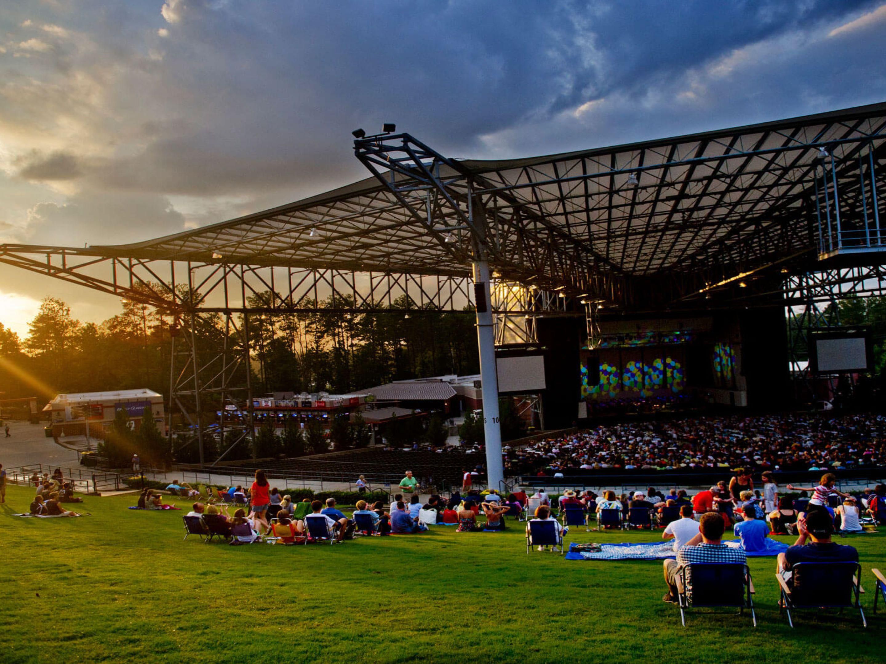 Hotels in Alpharetta, GA - EVEN Hotels Alpharetta - Avalon Area