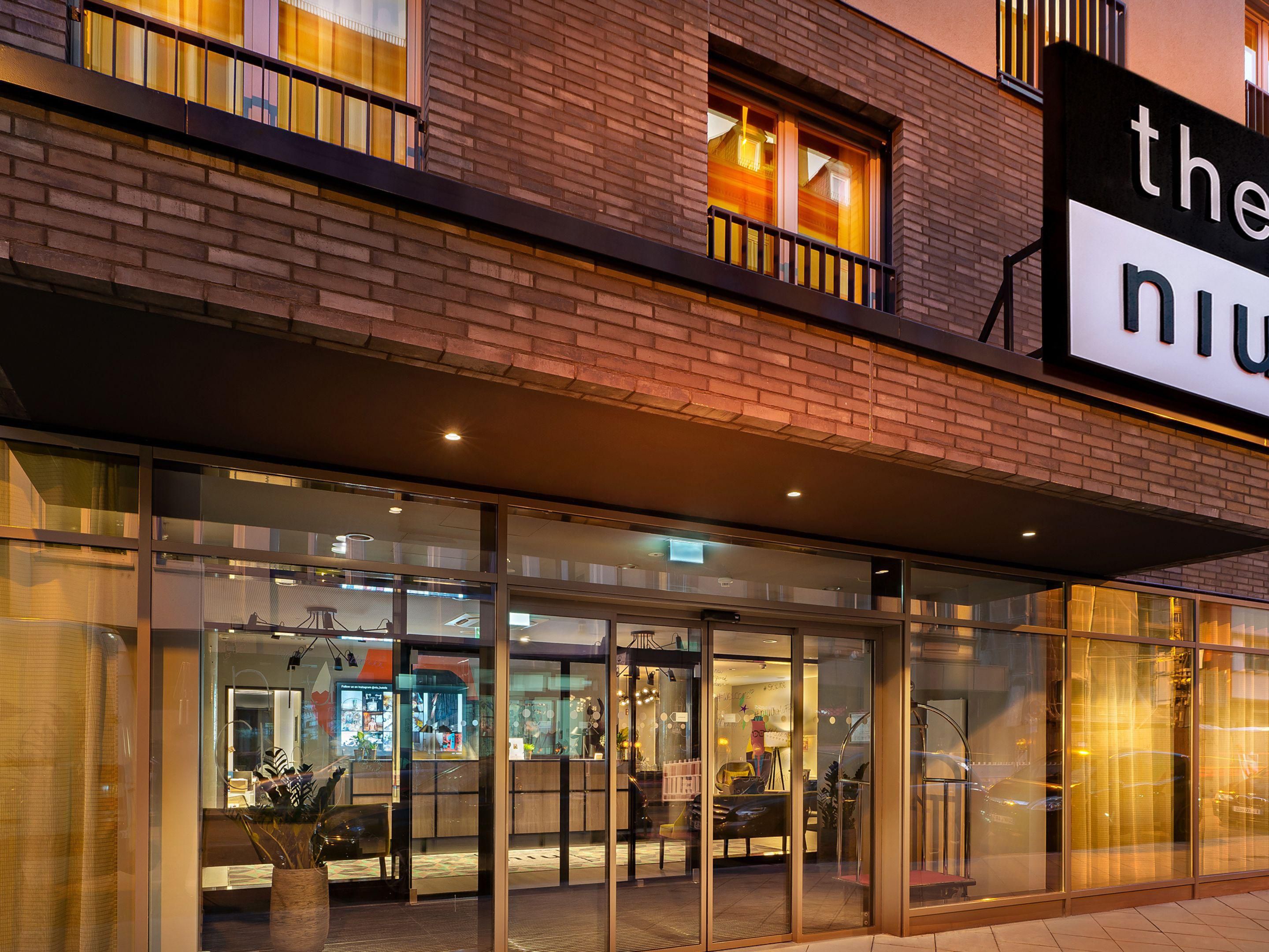 Pet-Friendly Hotel Frankfurt | Holiday Inn - the niu, Charly Frankfurt City