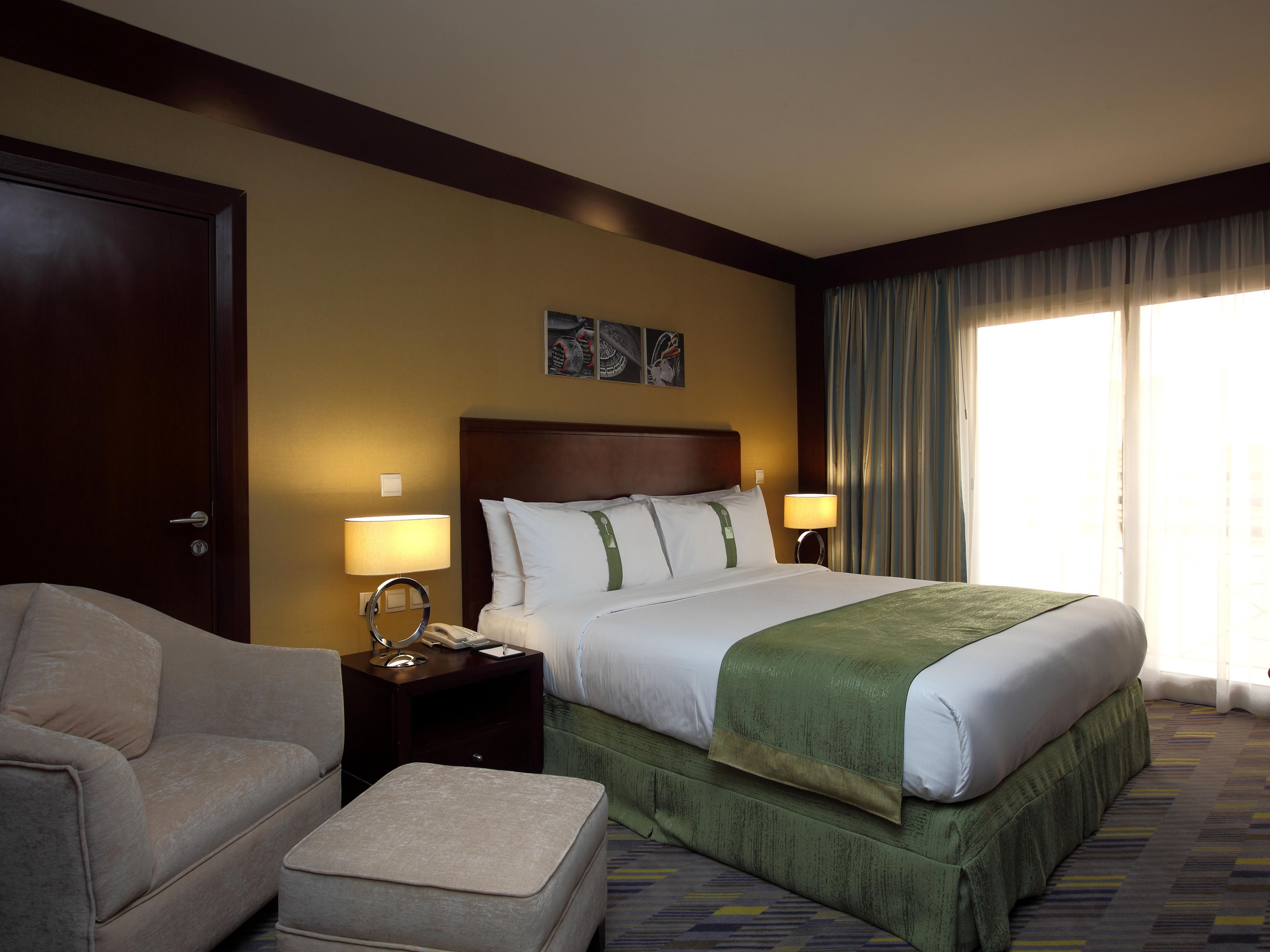 Hotel in Al Khobar | Holiday Inn Al Khobar - Corniche Hotel