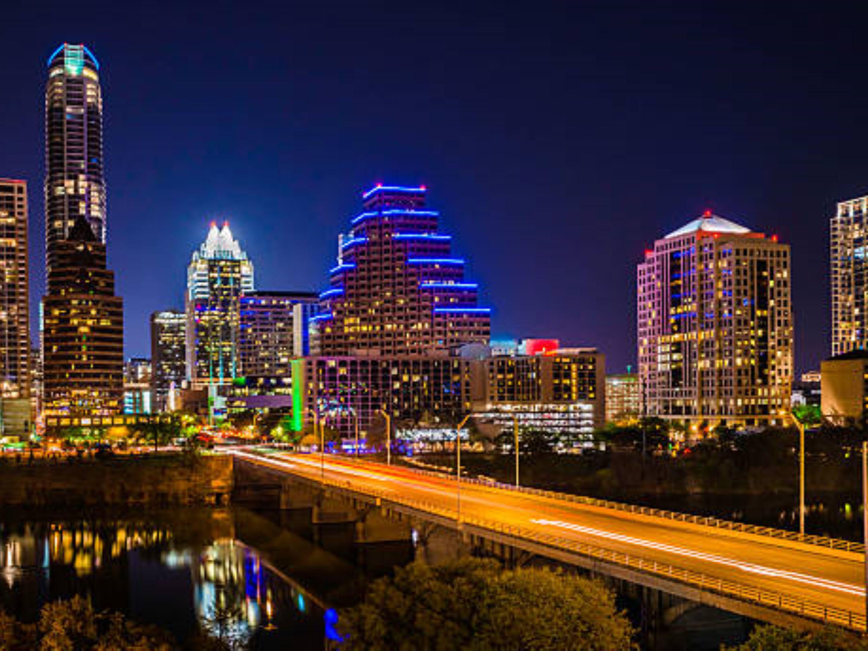 Hotels near Moody Center | Holiday Inn Austin Midtown