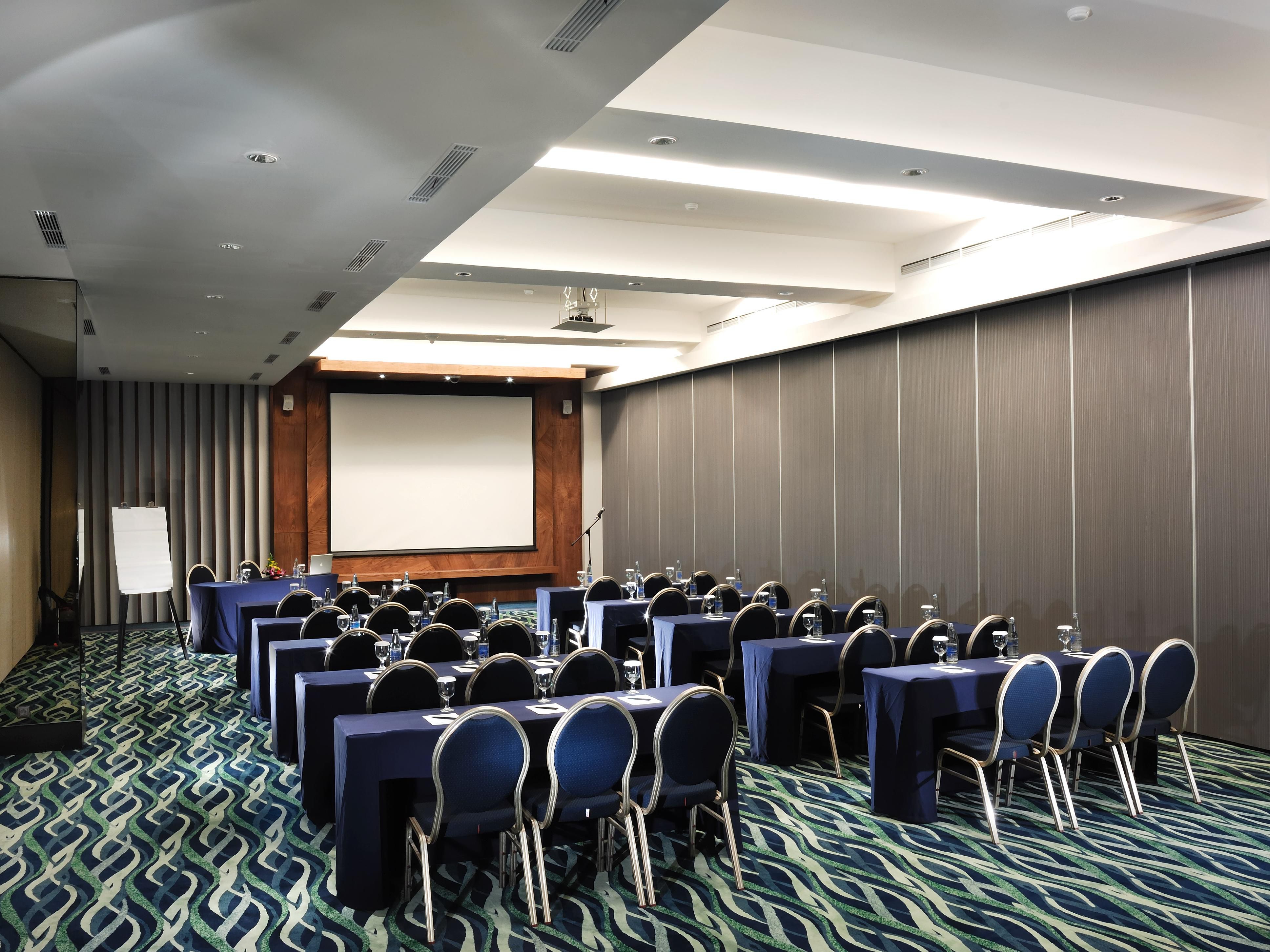 Meeting rooms in Bandung | Holiday Inn Bandung Pasteur - Hotel Groups ...