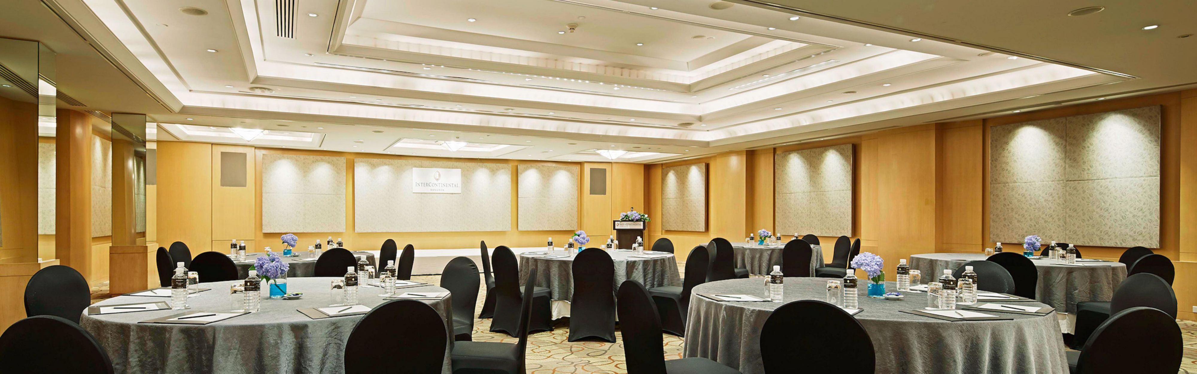 Meeting rooms in Bangkok | Holiday Inn Bangkok - Hotel Groups & Meeting ...