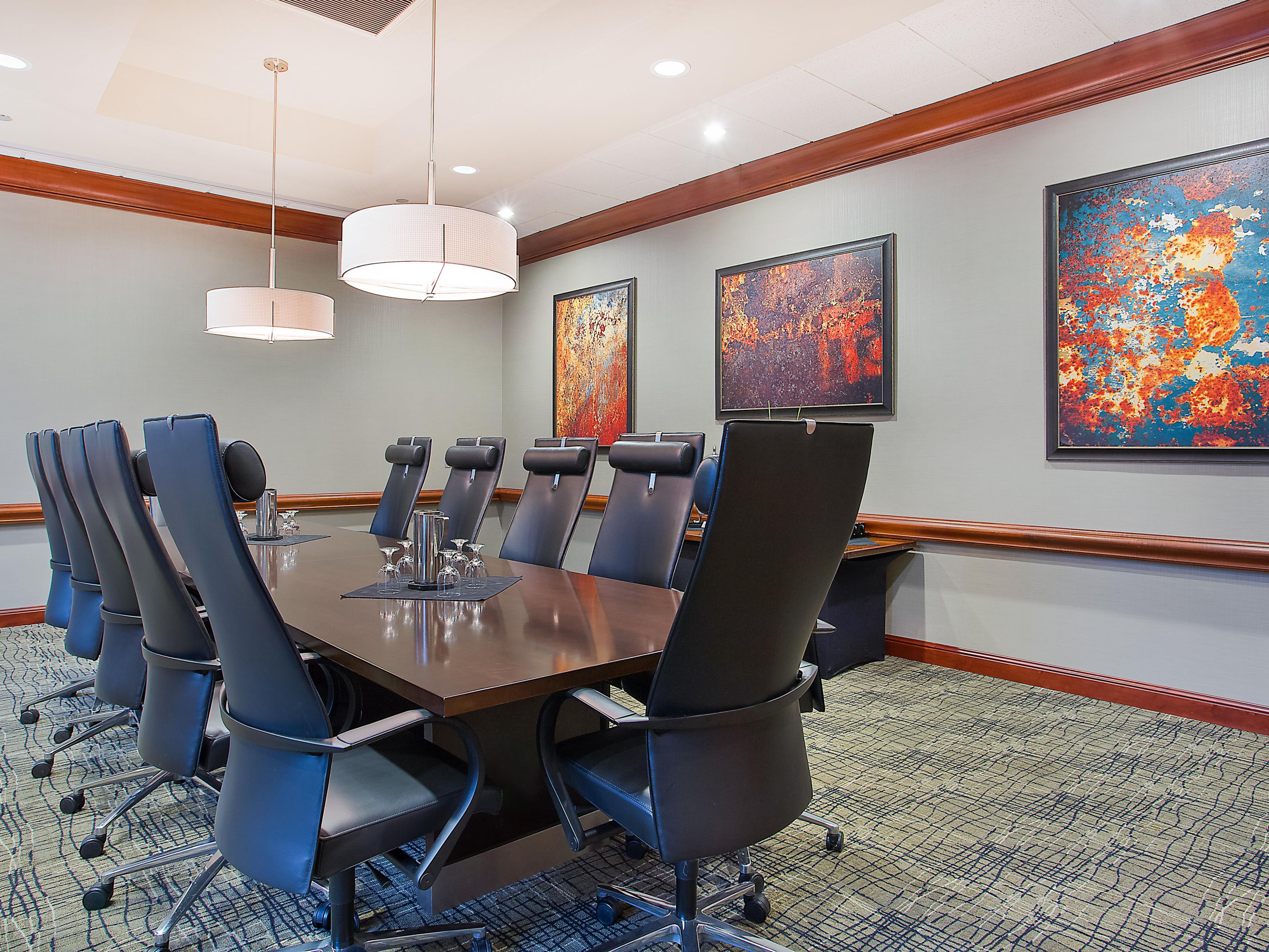 Hotels in Bowling Green, KY | Holiday Inn University Plaza-Bowling Green