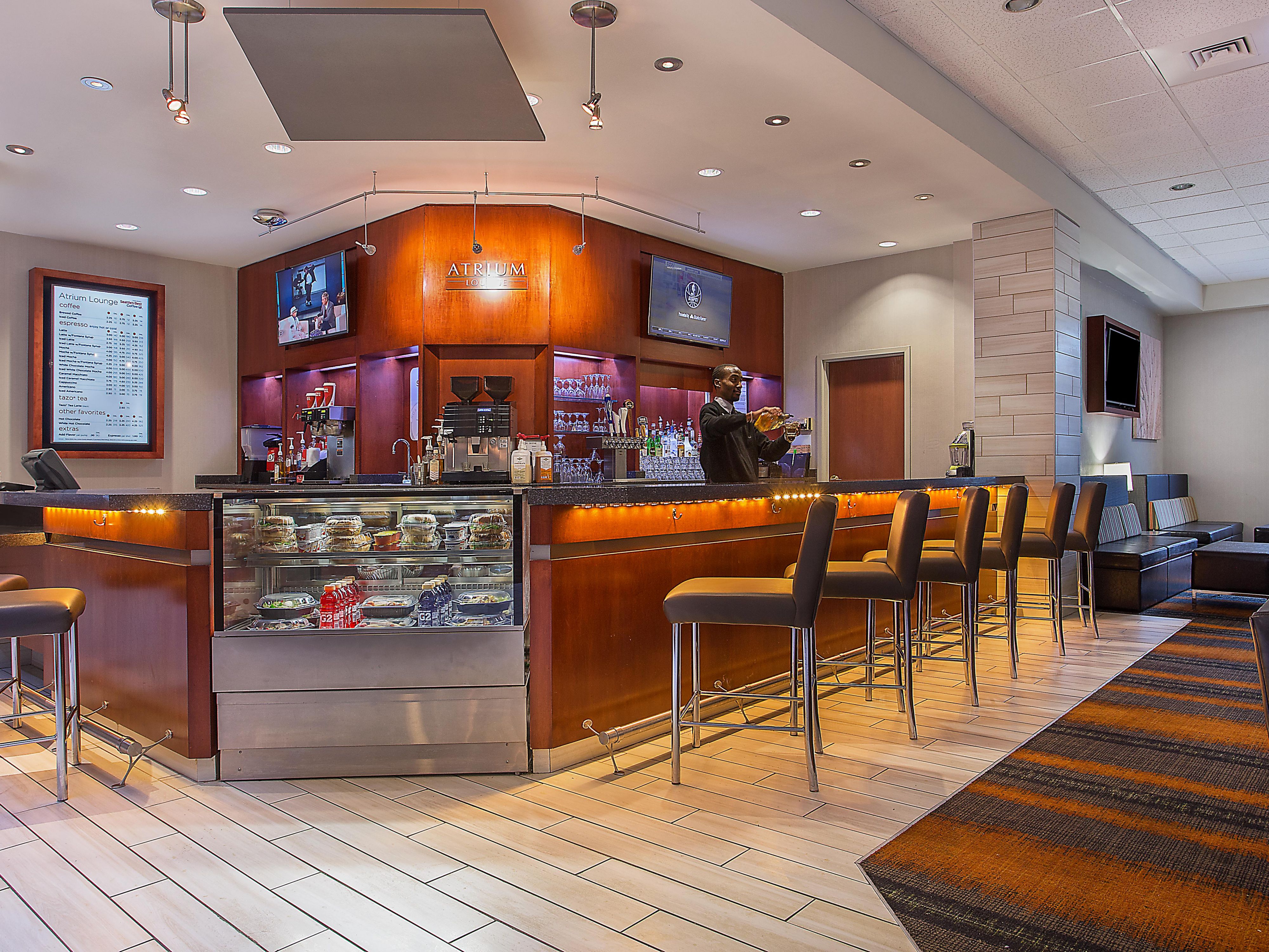 Hotels in Bowling Green, KY | Holiday Inn University Plaza-Bowling Green