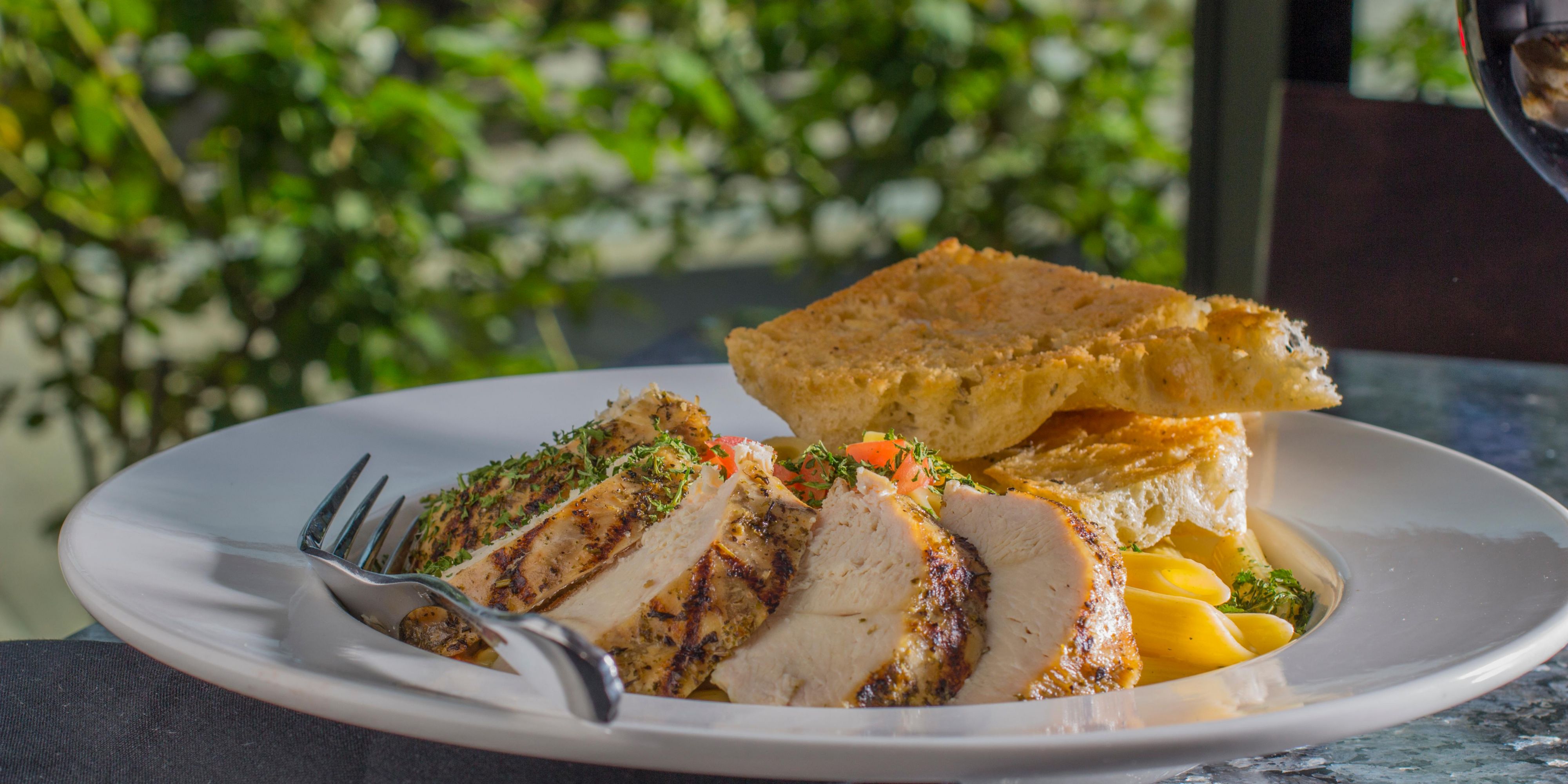 Restaurants Near Holiday Inn Carlsbad - San Diego
