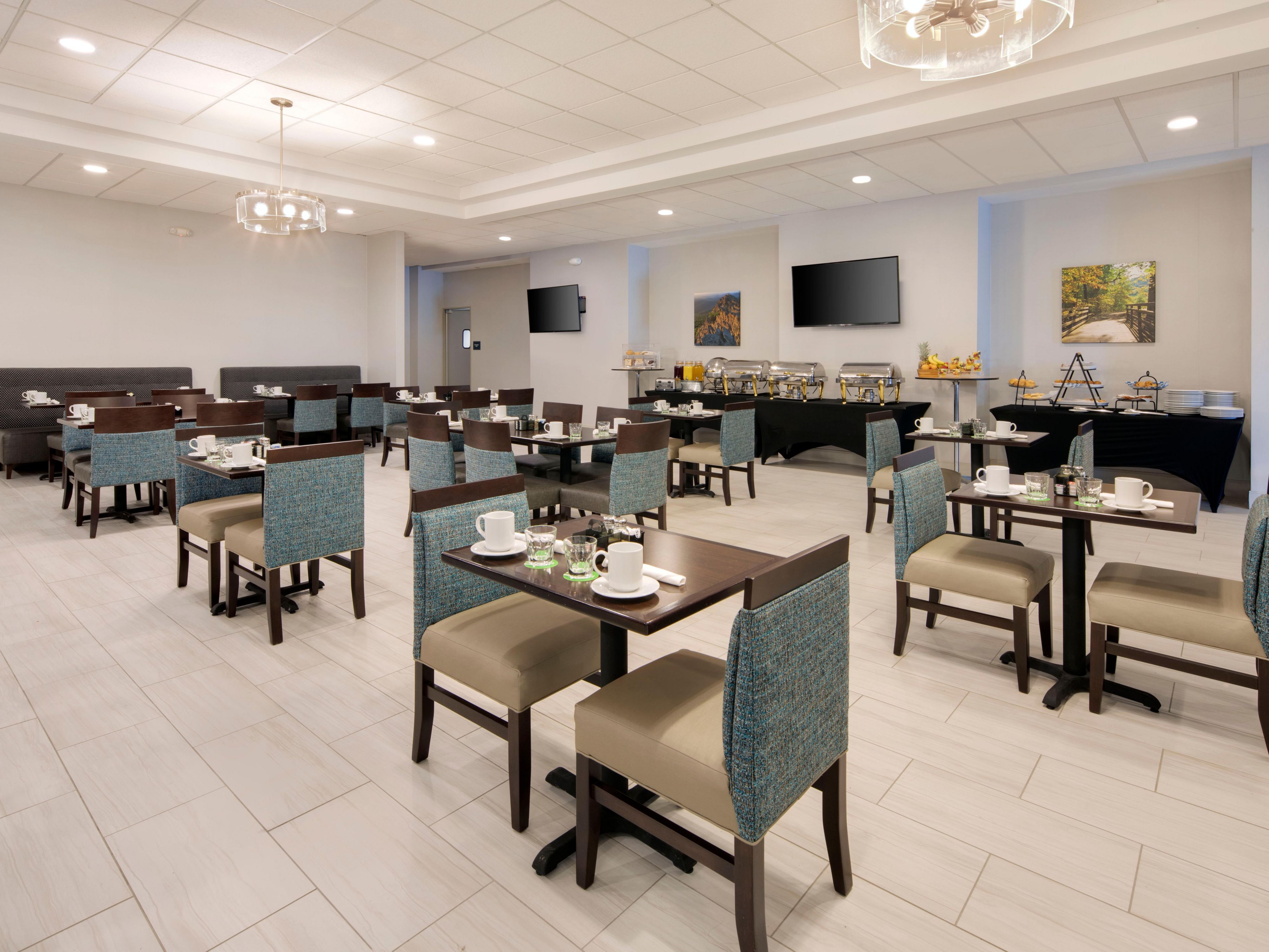 Charlottesville Hotel near UVA | Holiday Inn Charlottesville-Univ Area