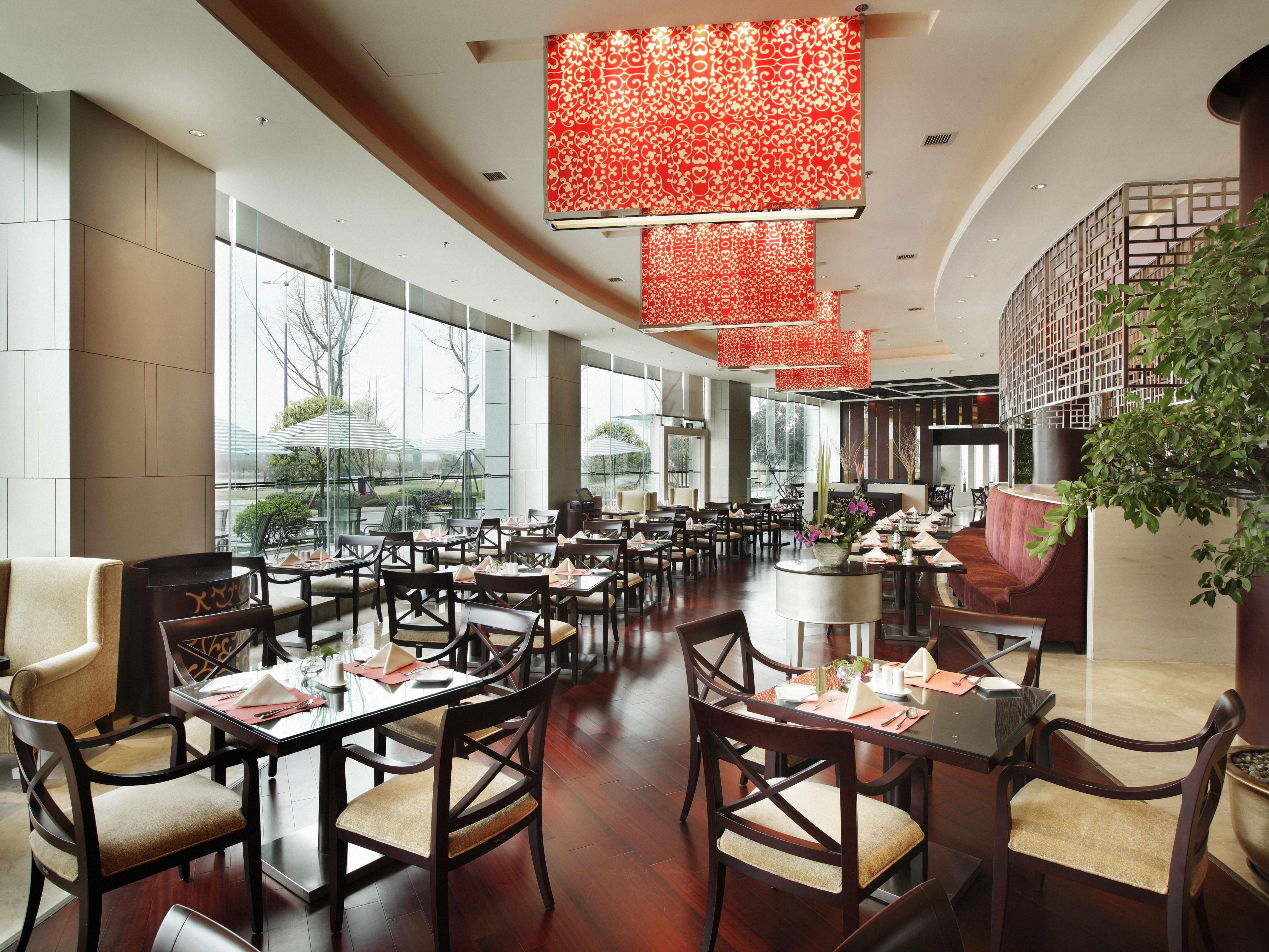 Chengdu Hotels | Holiday Inn Chengdu Century City - East Tower