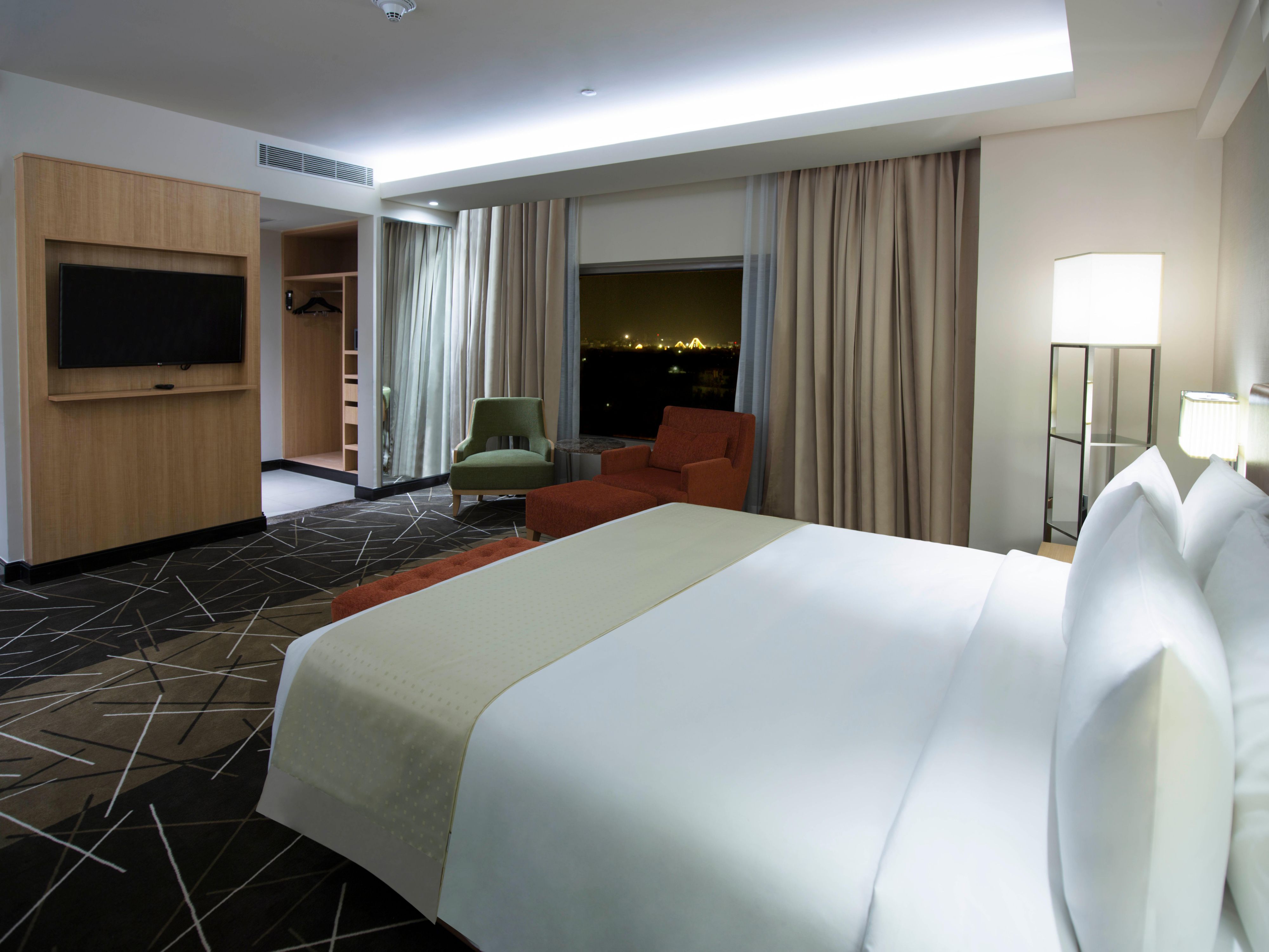 Hotel in Chennai | Holiday Inn Chennai OMR IT Expressway Hotel