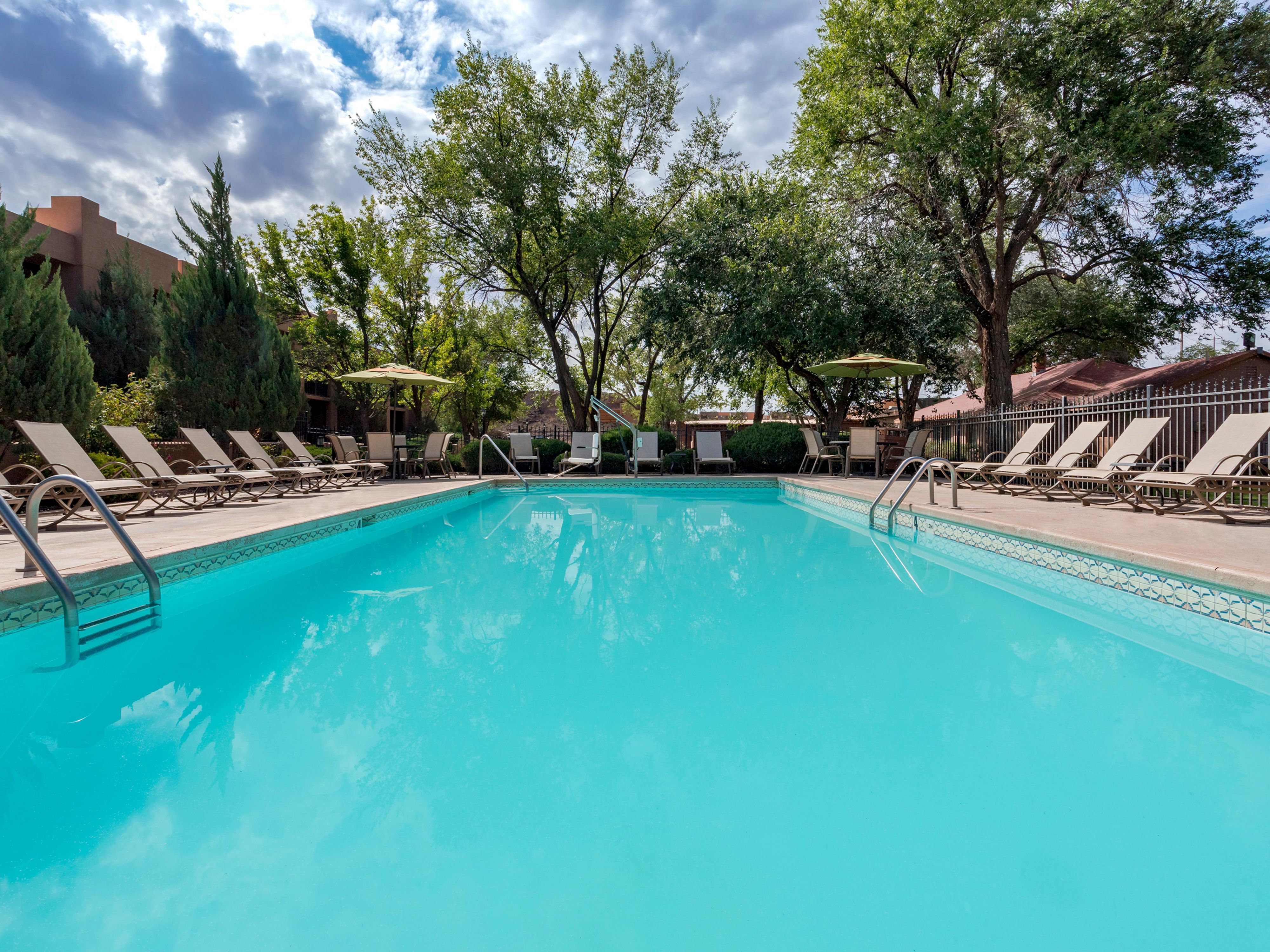 Holiday Inn Canyon De Chelly (Chinle) - Free Internet & More