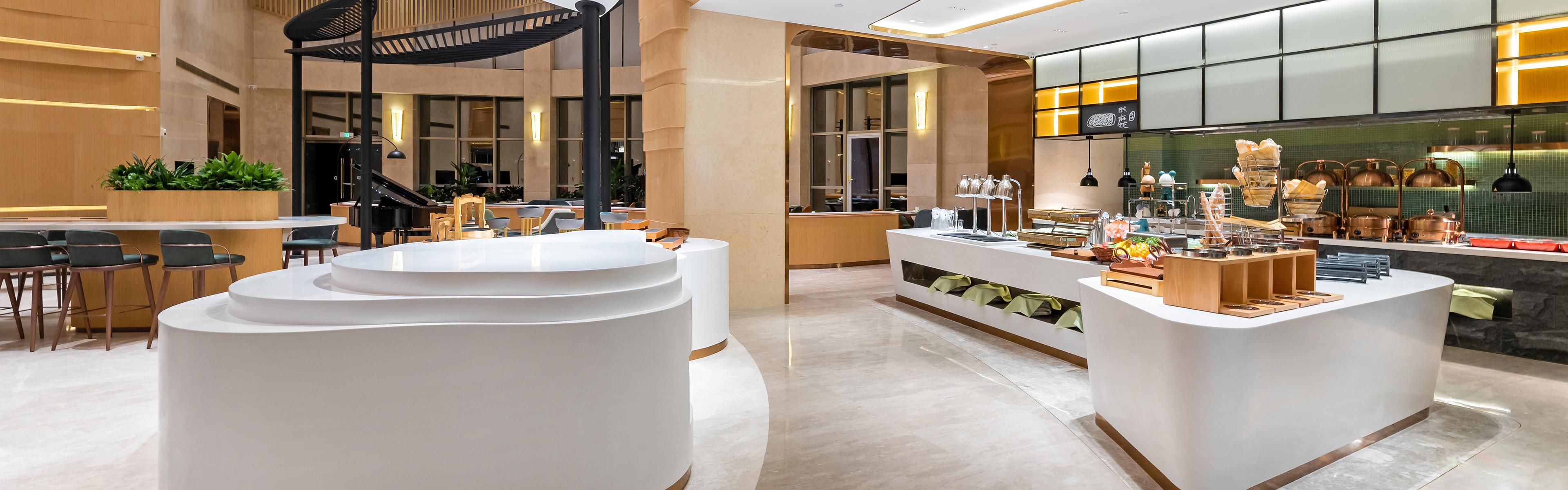 Holiday Inn Chongqing Guanyinqiao 인근 레스토랑