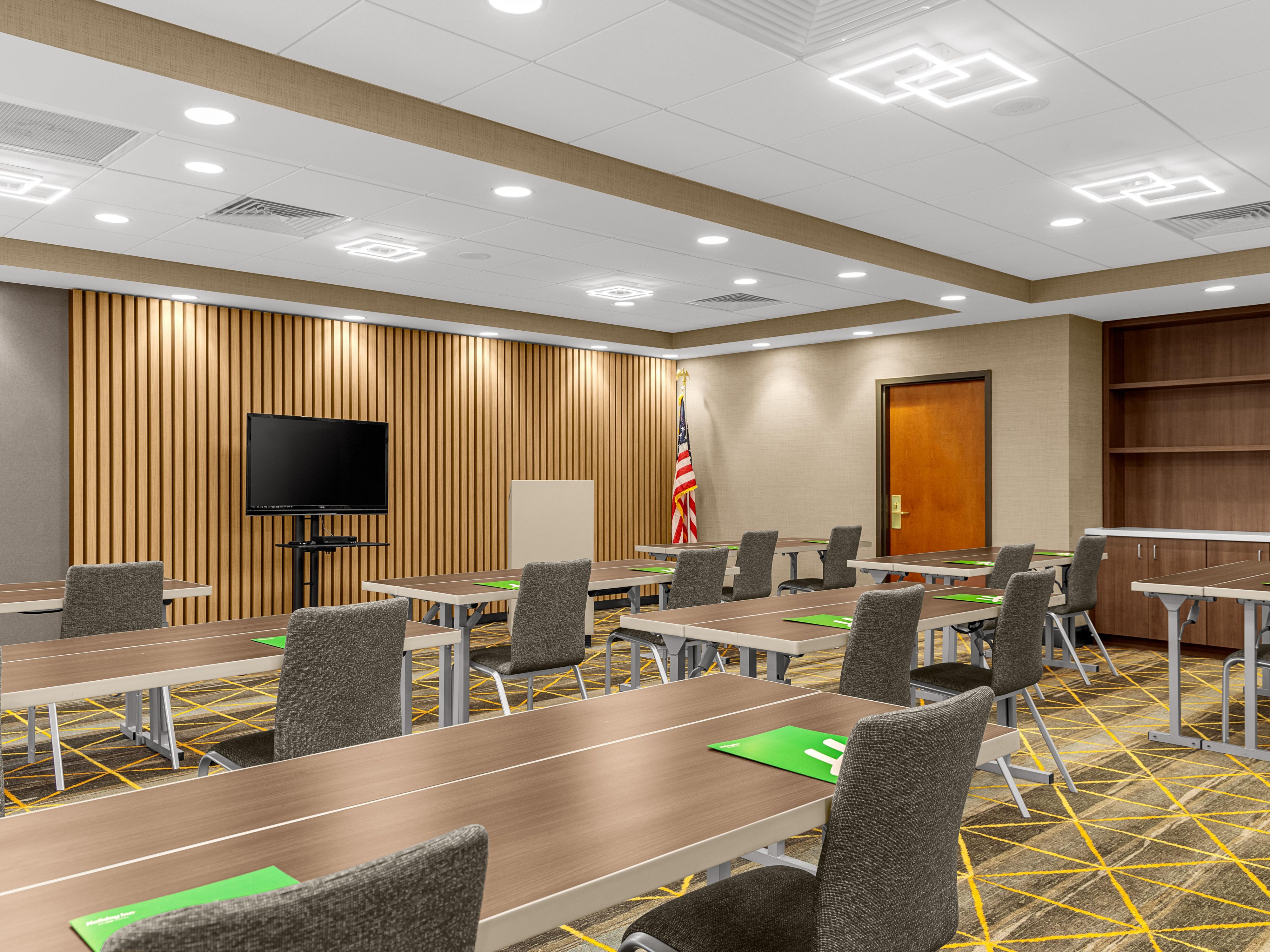 Meeting rooms in Cleveland | Holiday Inn Cleveland - Hotel Groups ...
