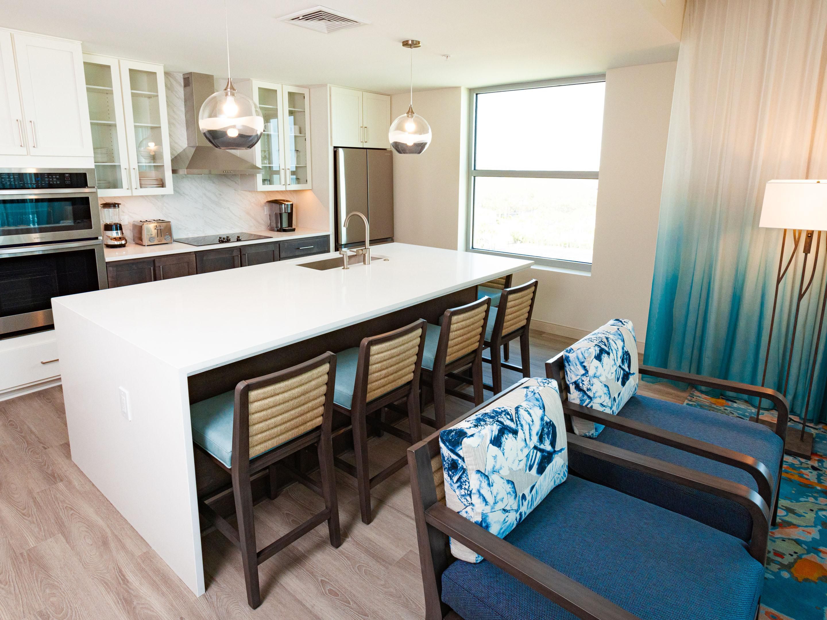 Boutique Hotel in Myrtle Beach | Holiday Inn Club Vacations Holiday Inn ...