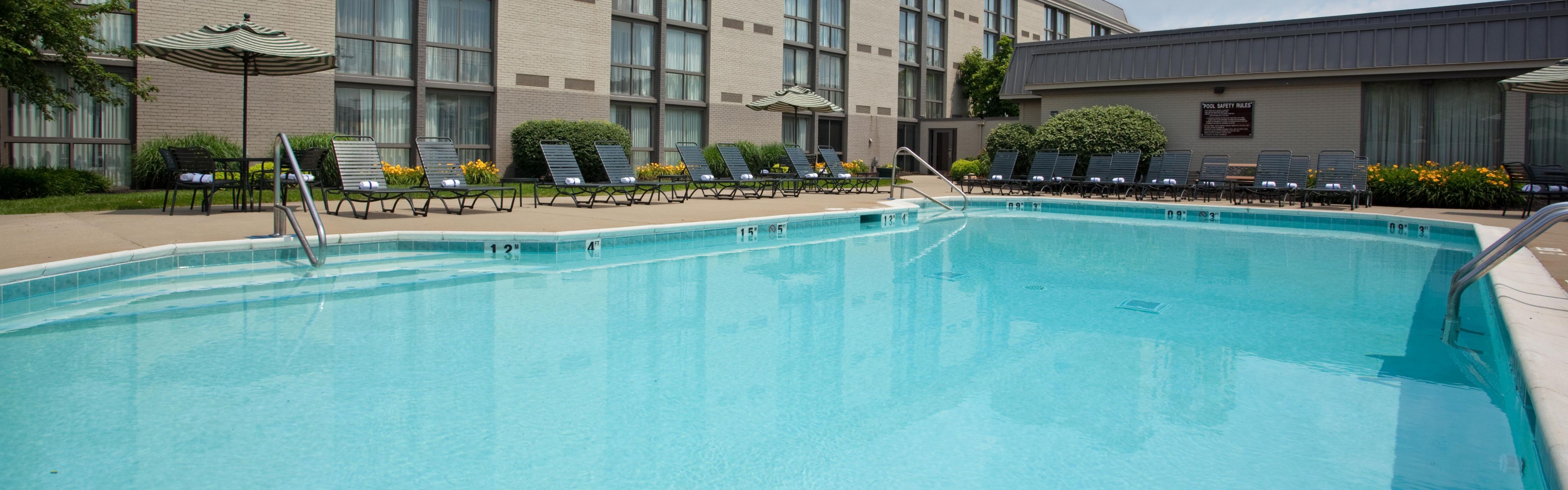 Holiday Inn Cincinnati-Riverfront - Free Internet & More