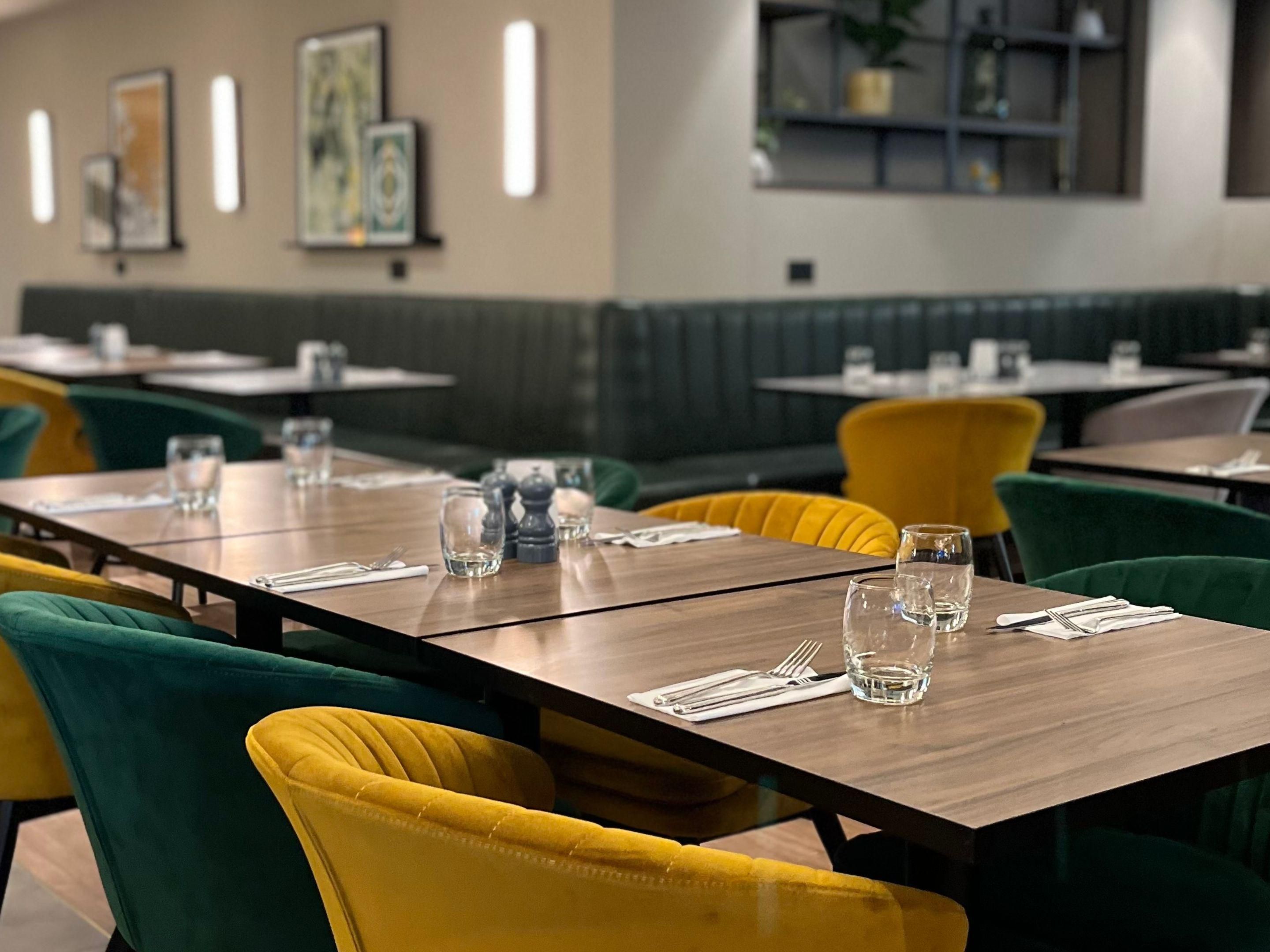 Gatwick Airport Hotel | Holiday Inn London Gatwick - Worth Hotel in Crawley