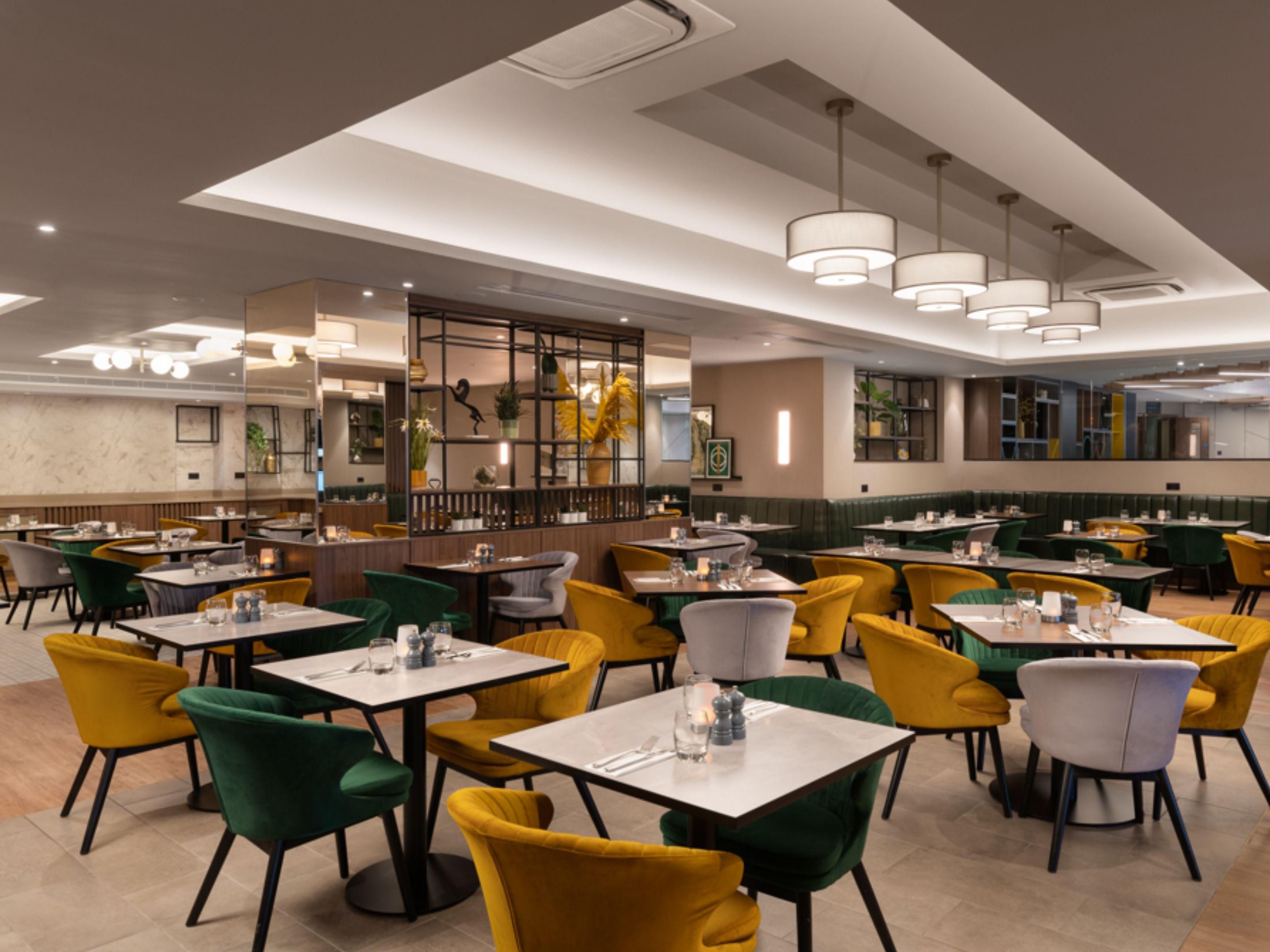 Gatwick Airport Hotel | Holiday Inn London Gatwick - Worth Hotel in Crawley