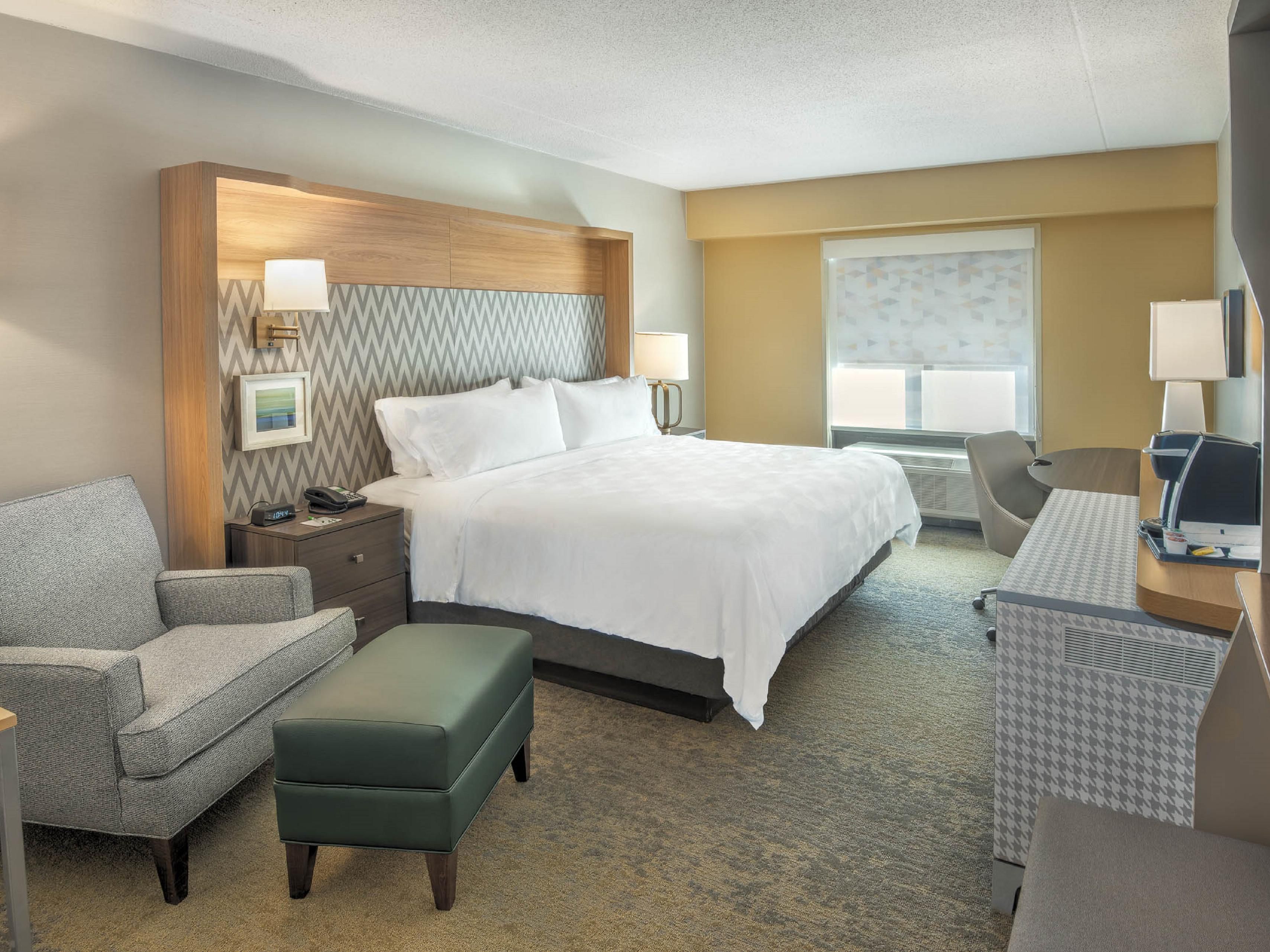 Hotels on NJ Turnpike in East Windsor, NJ | Holiday Inn East Windsor ...