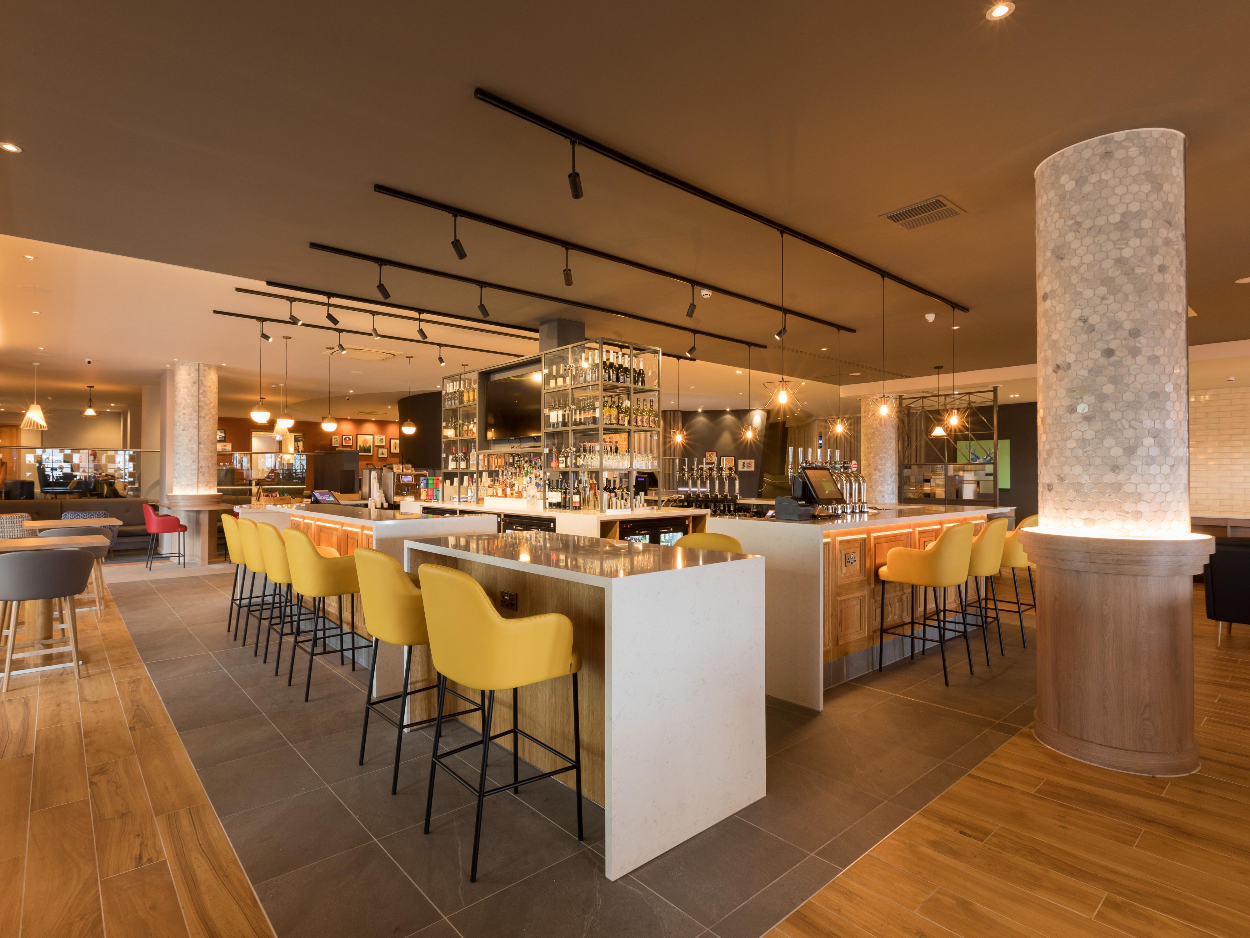 Edinburgh Hotel With Pool: Holiday Inn Hotel Edinburgh