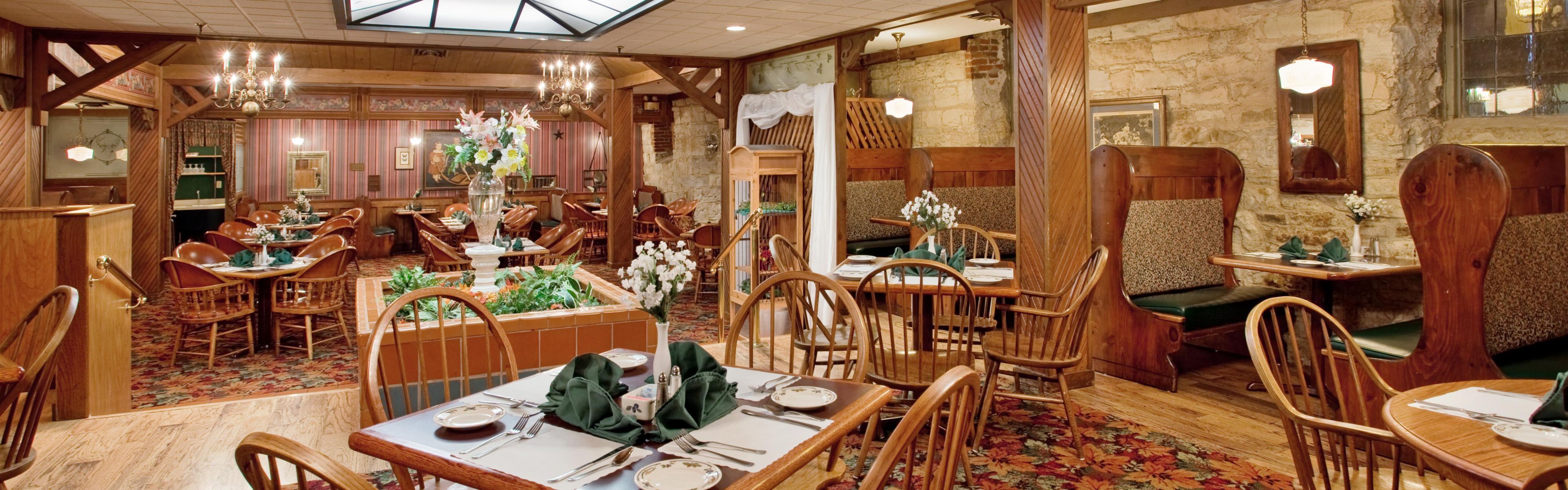 Restaurants Near Holiday Inn Saint Louis West At Six Flags