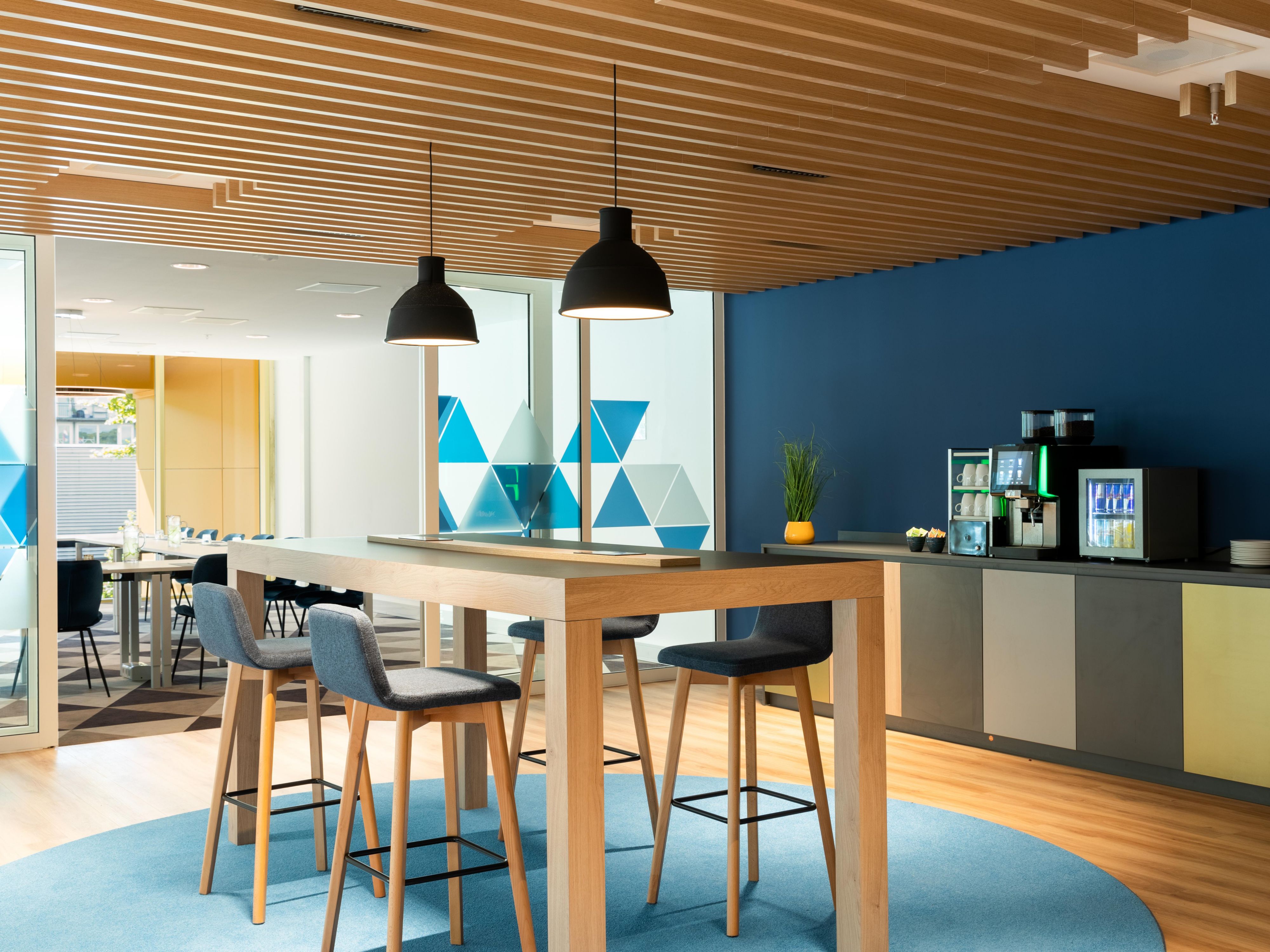 Hotel in Amsterdam | Holiday Inn Express® Amsterdam - North Riverside