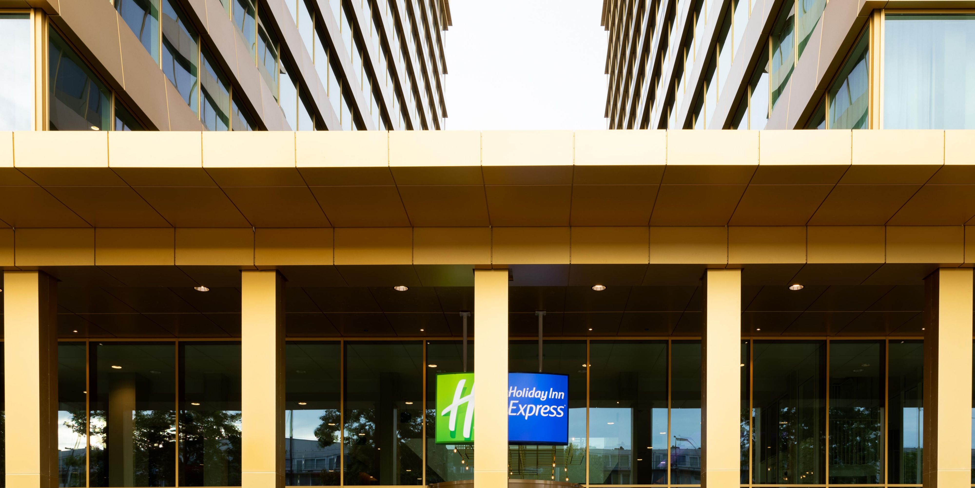 Holiday Inn Express Amsterdam - North Riverside 洲际酒店集团旗下酒店