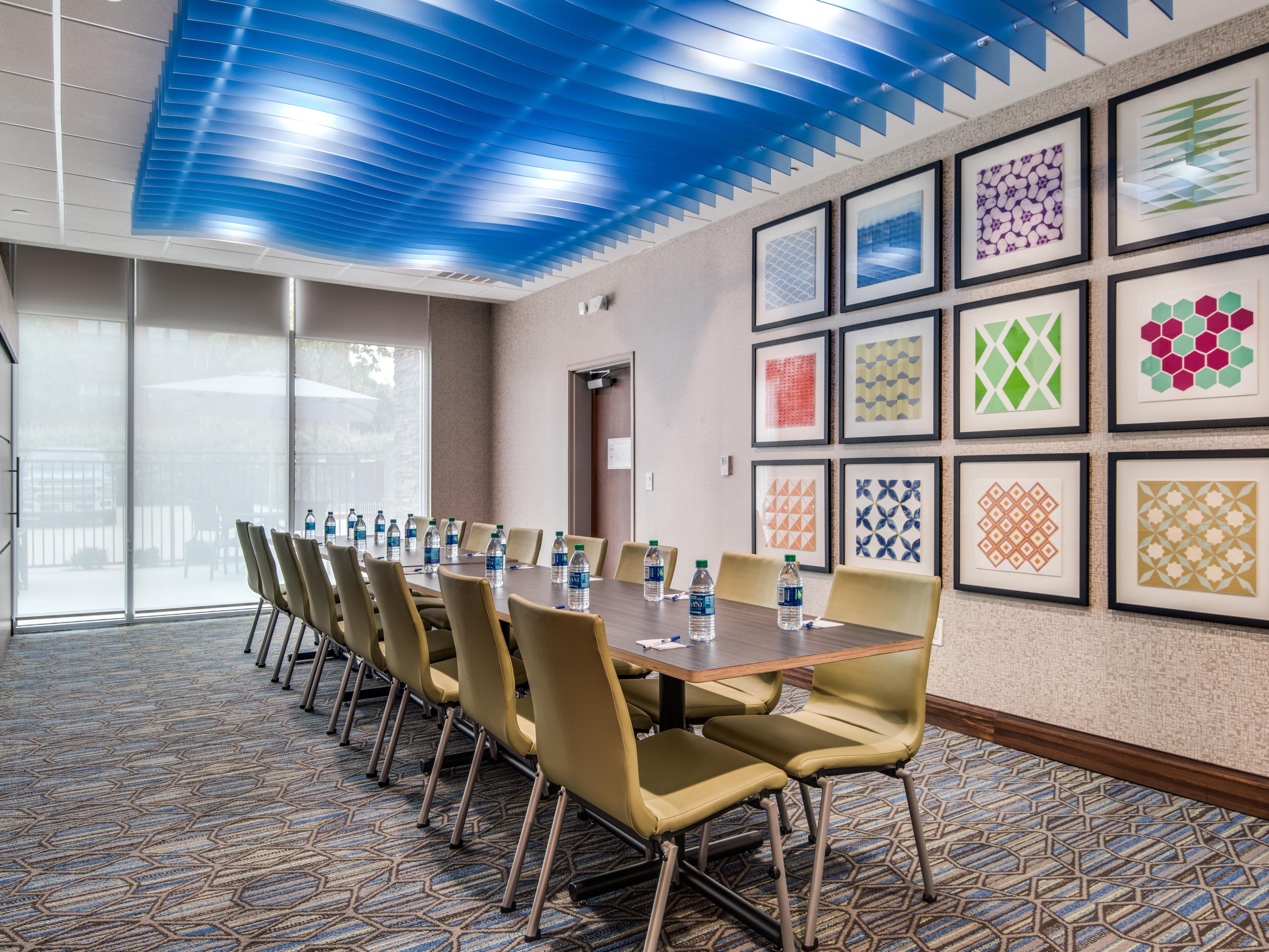 Hotel in Addison, TX | Holiday Inn Express & Suites Dallas North - Addison
