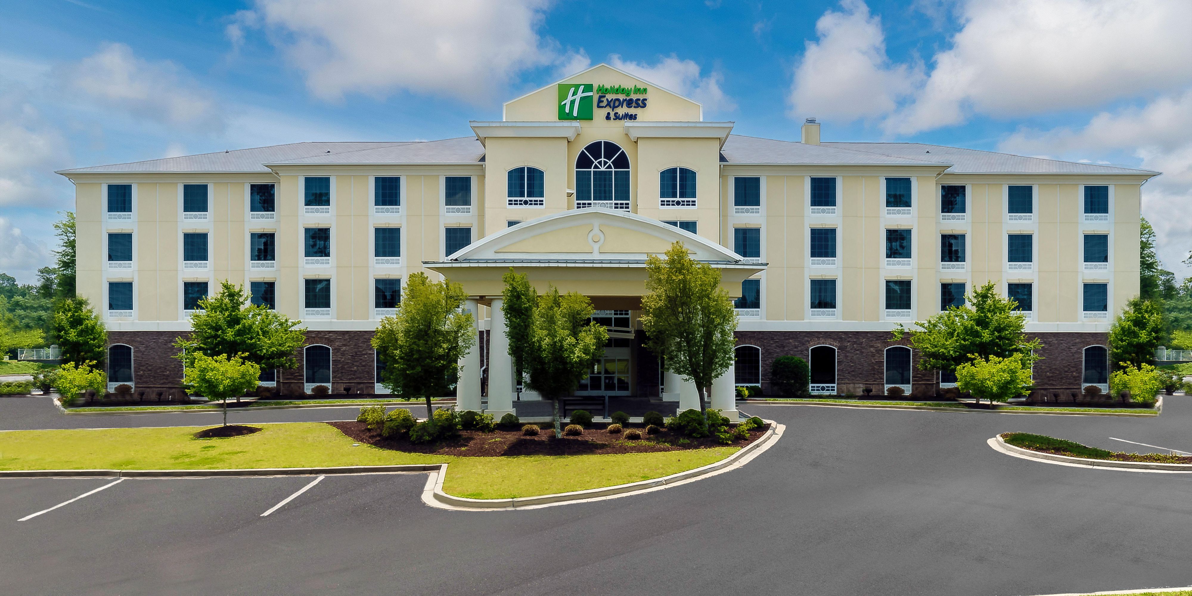 Los mejores 9 hoteles IHG con piscina en Aiken - abril 2025