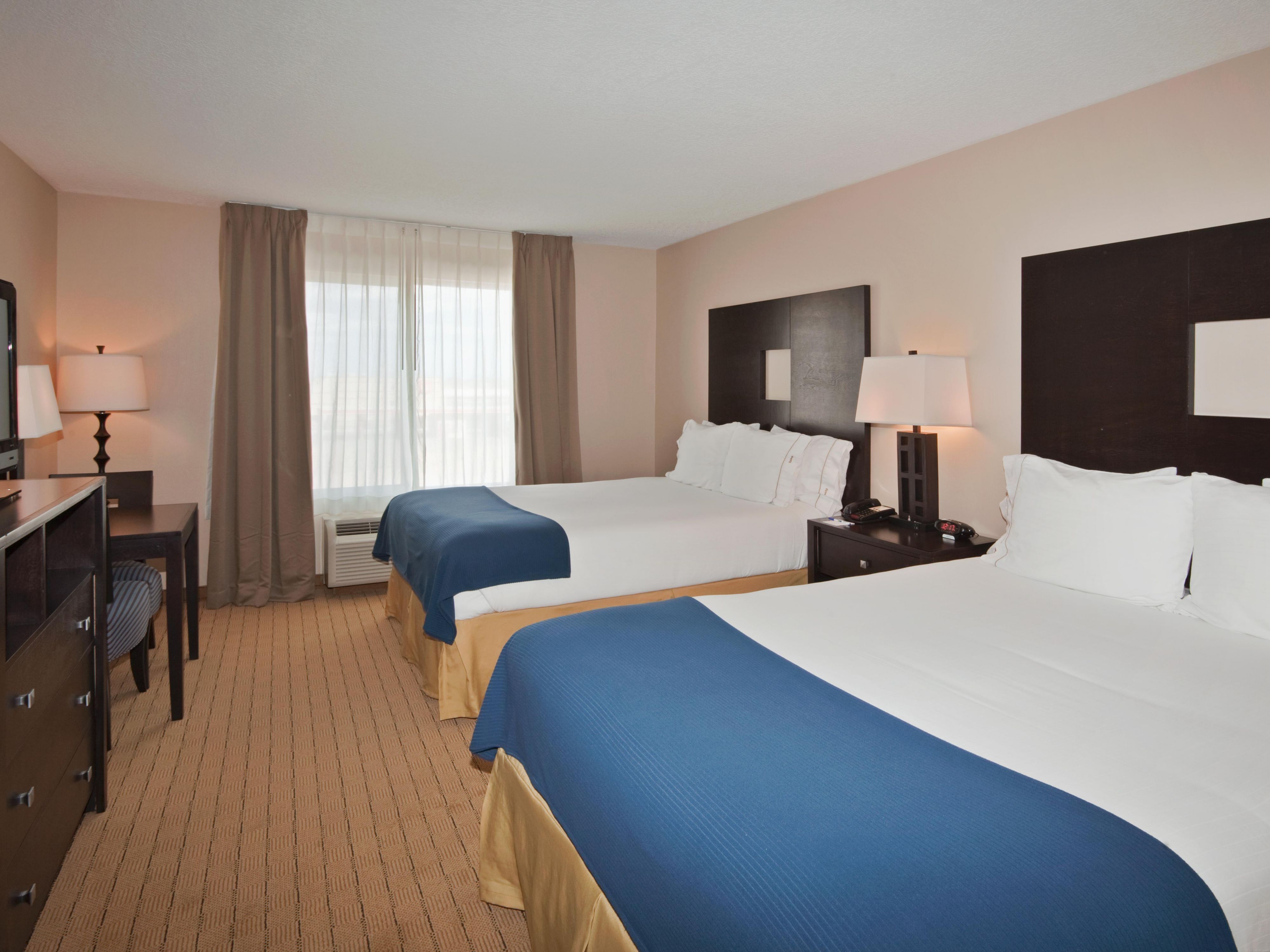 Holiday Inn Express & Suites Albuquerque Airport - Albuquerque, United ...