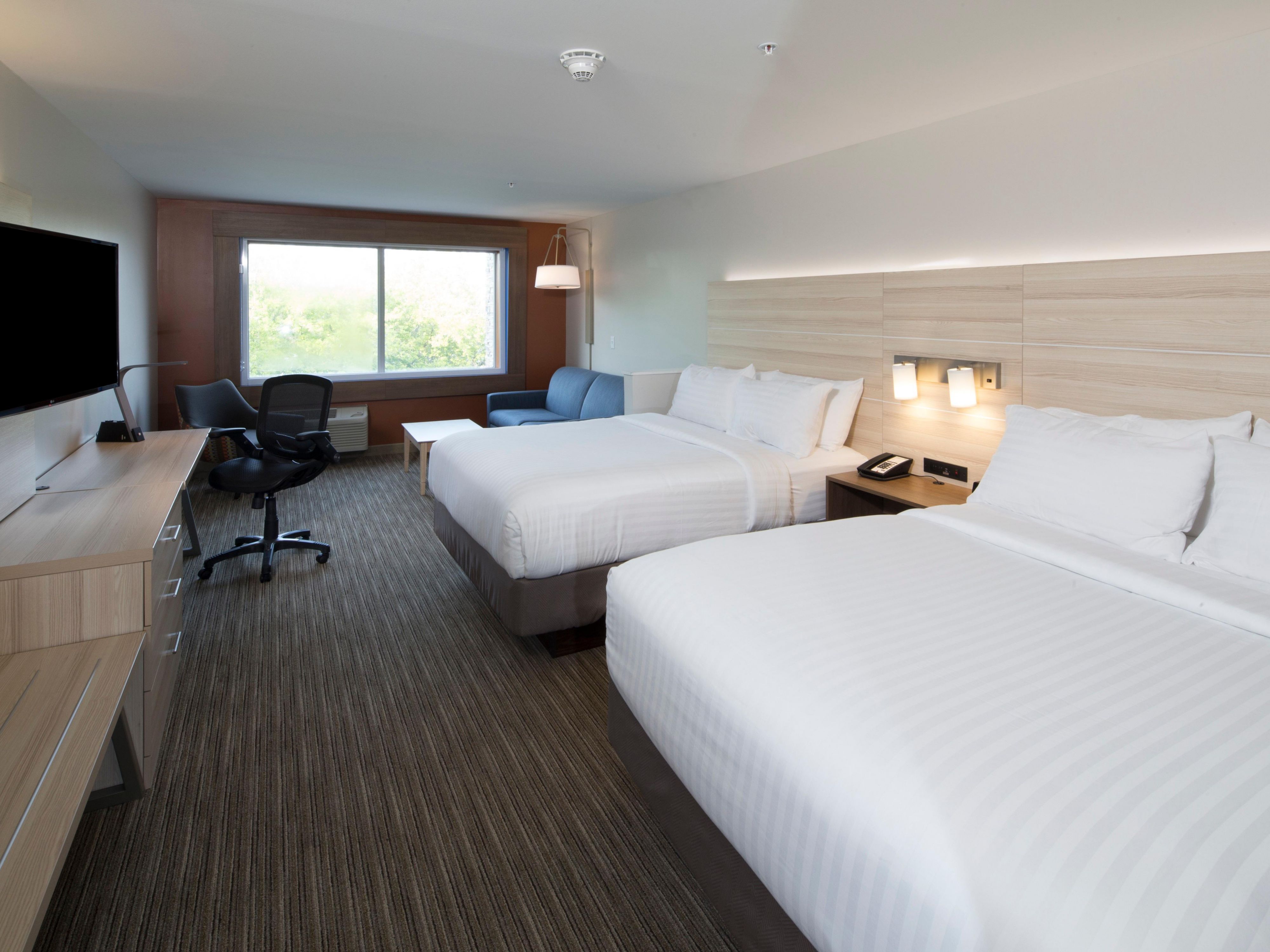 Alpena Hotel with Indoor Pool | Holiday Inn Express & Suites Alpena ...