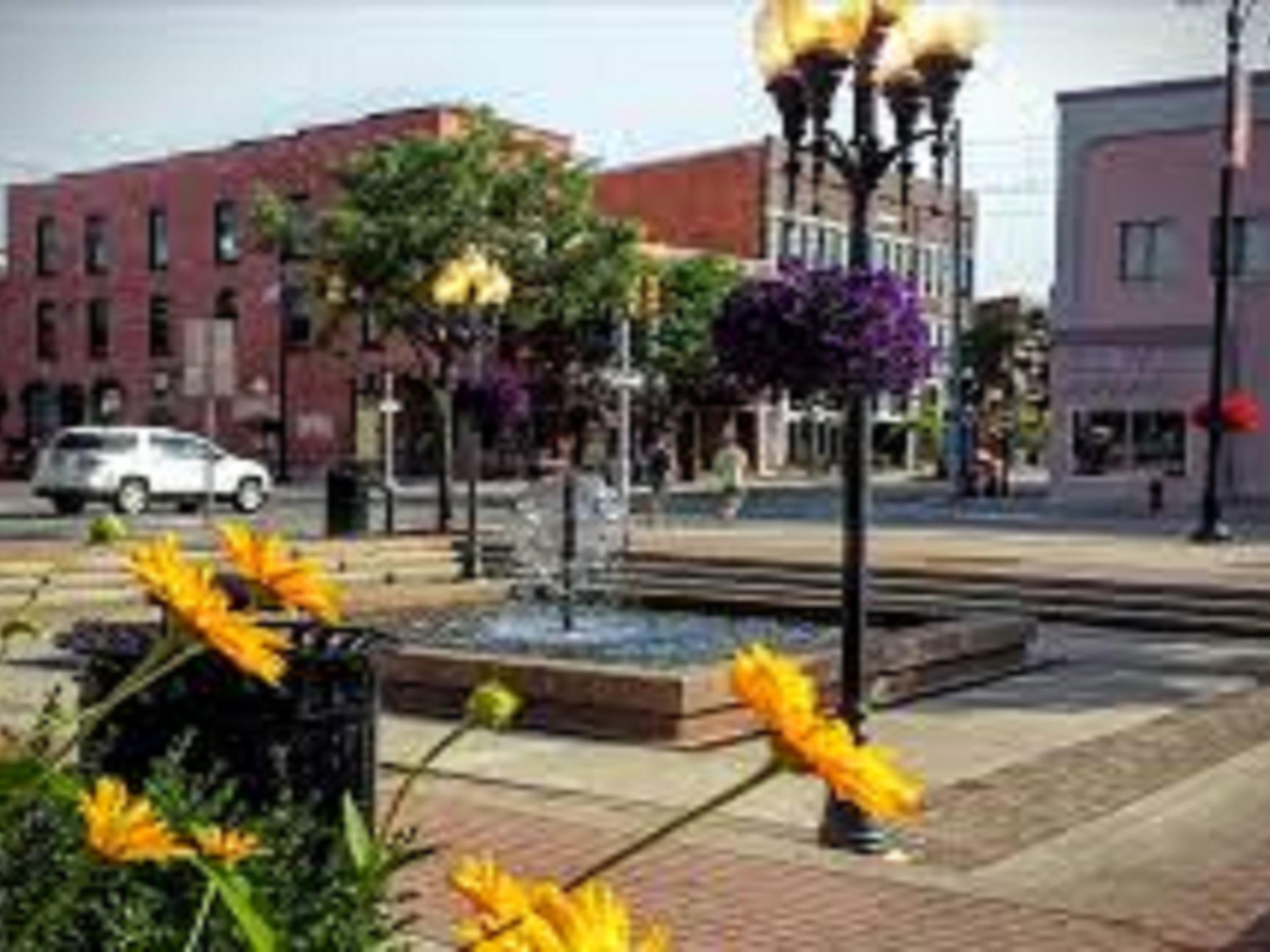 Alpena Hotel with Indoor Pool | Holiday Inn Express & Suites Alpena ...