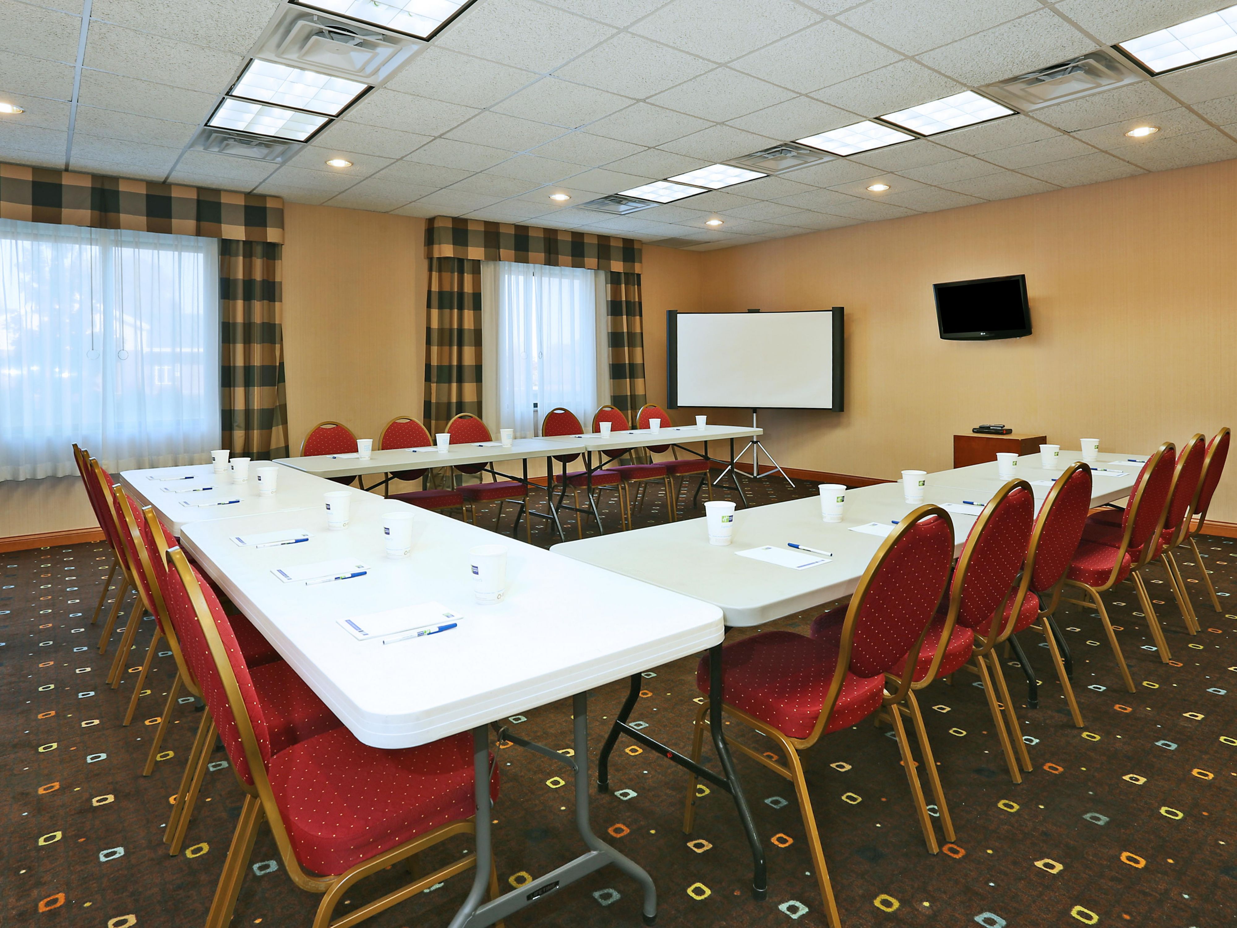 Hotel Specials for Holiday Inn Express & Suites Anderson | Anderson ...