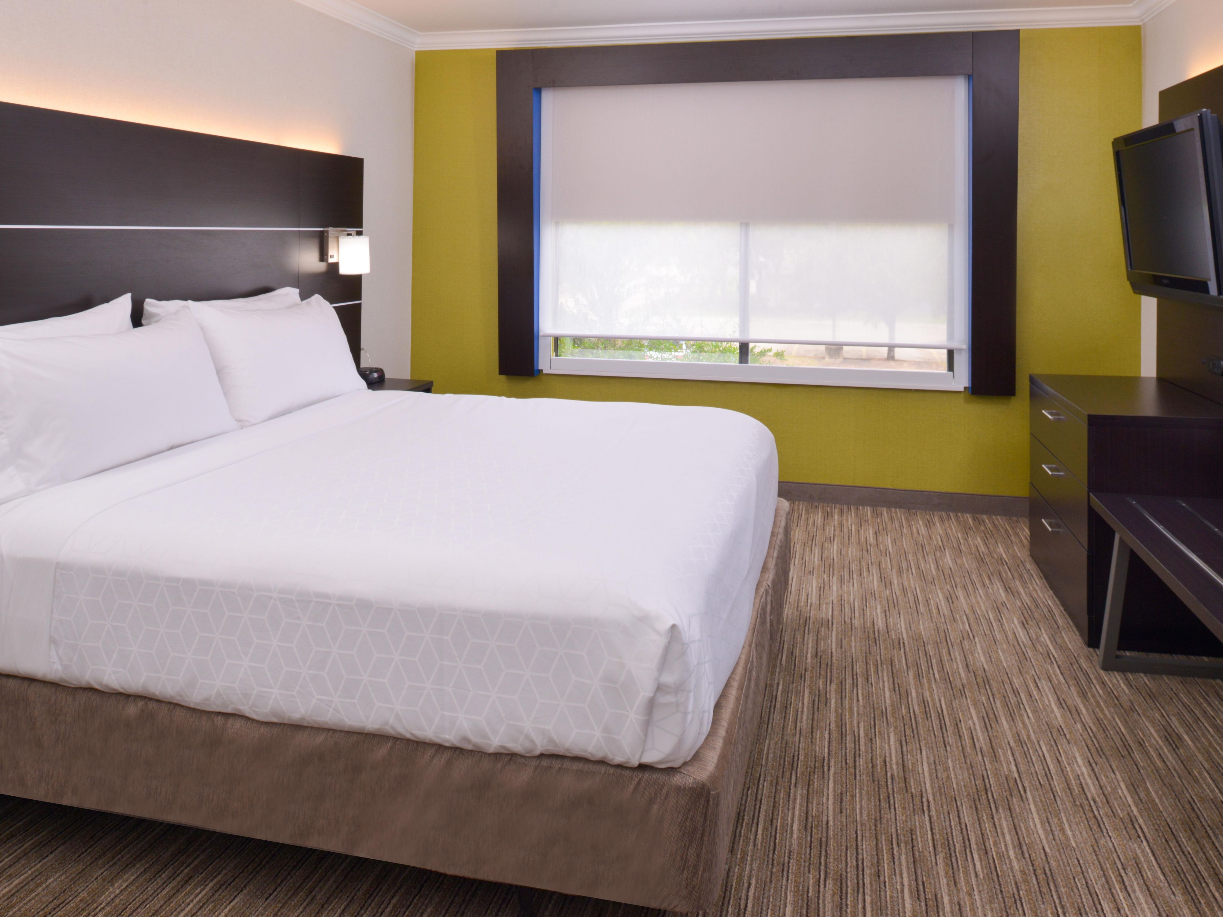 Hotels in Austin, TX | Holiday Inn Express & Suites Austin NW - Lakeline