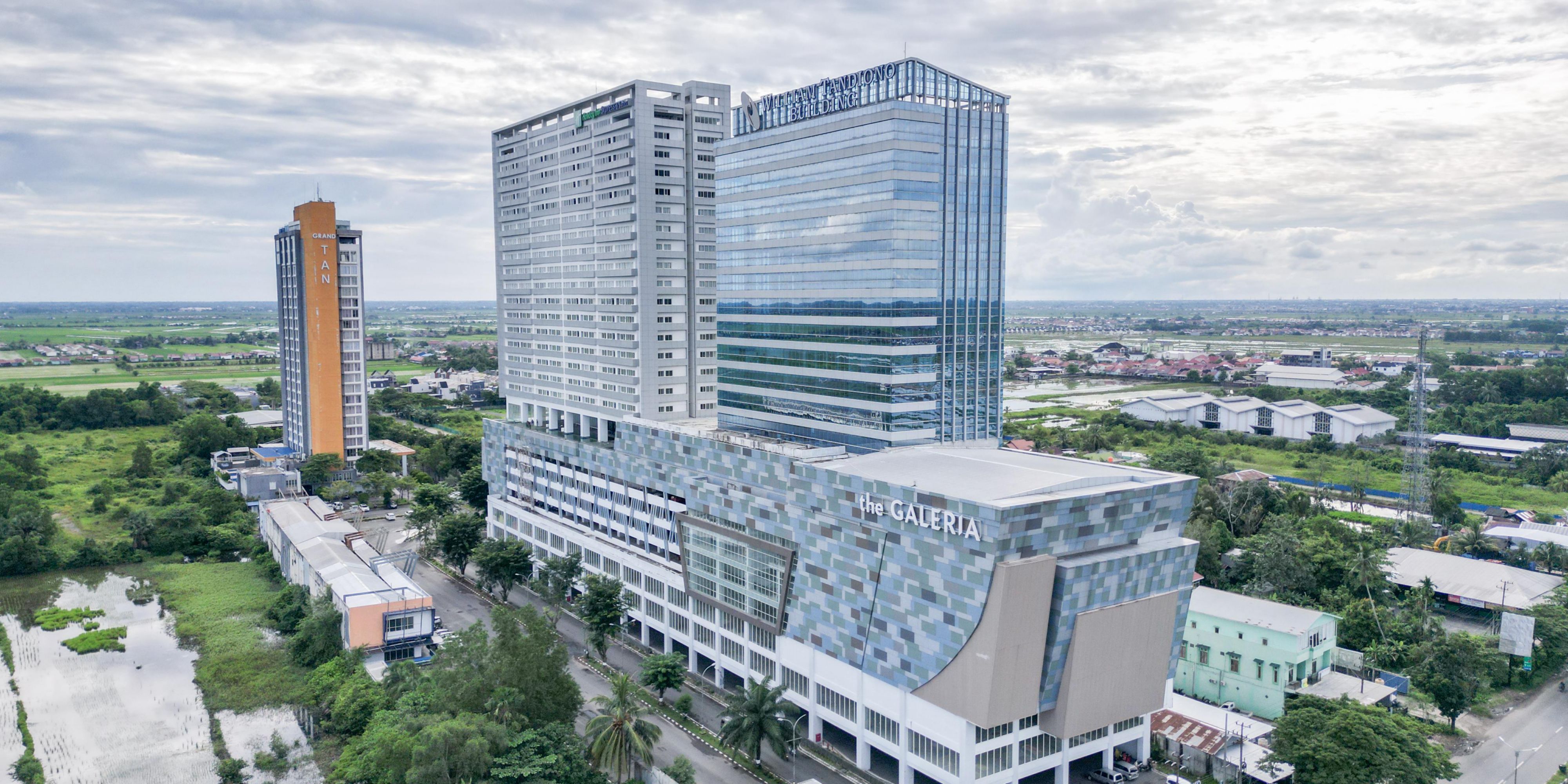 Qué hacer en Banjarmasin cerca del hotel Holiday Inn Express & Suites ...