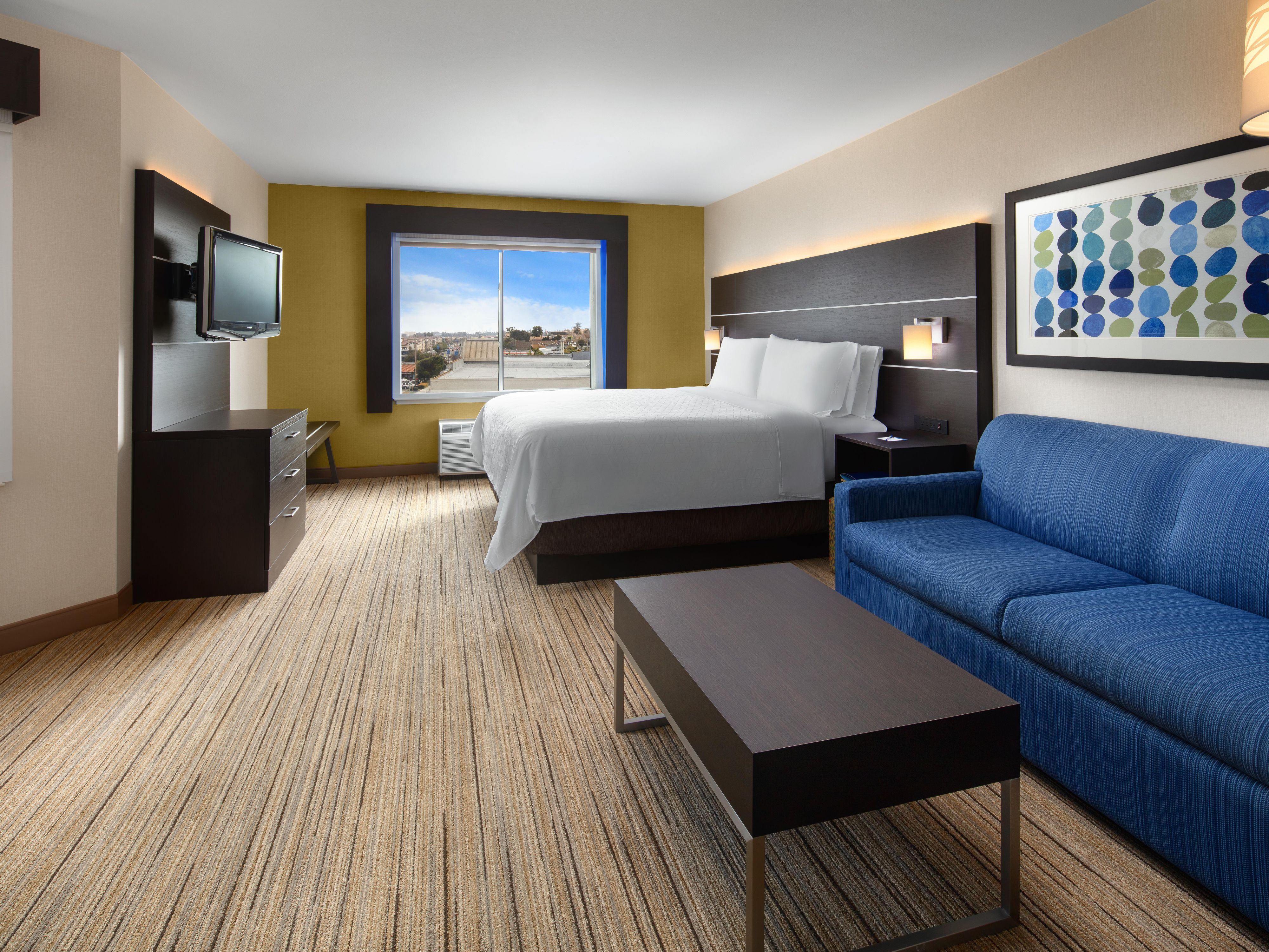 Rooms & Suites