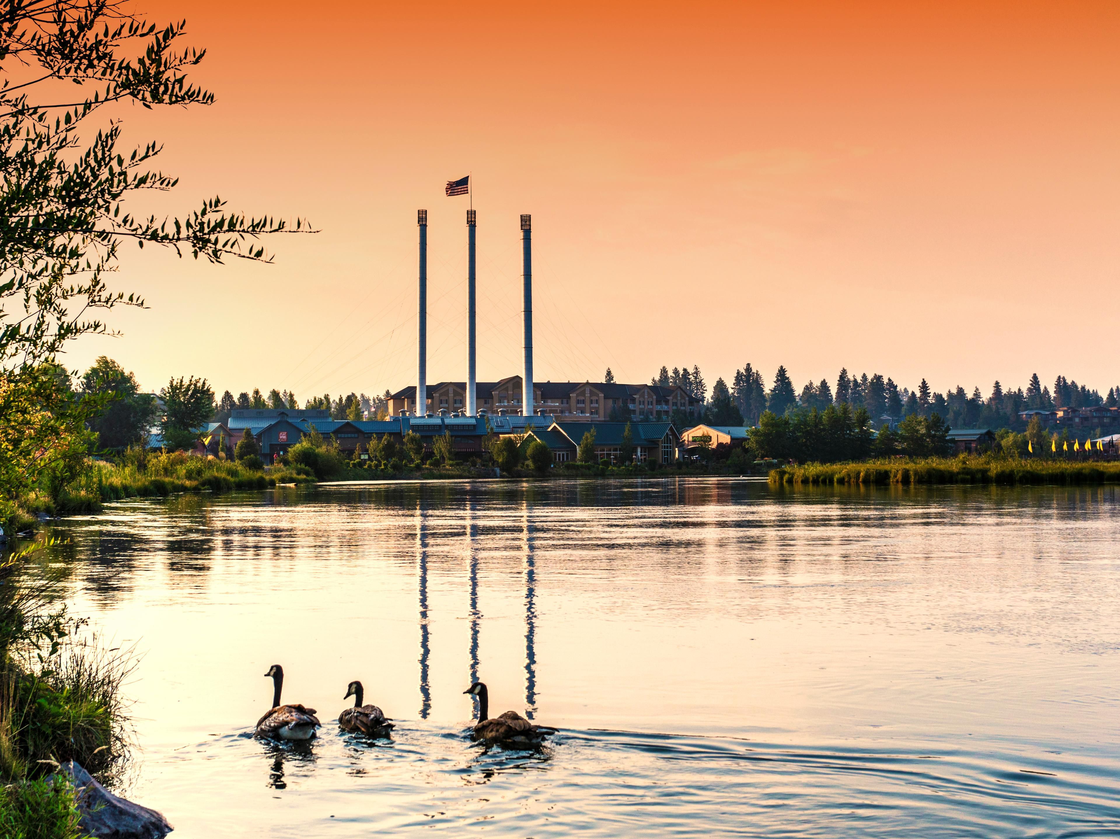 Bend Oregon Lodging | Holiday Inn Express & Suites Bend