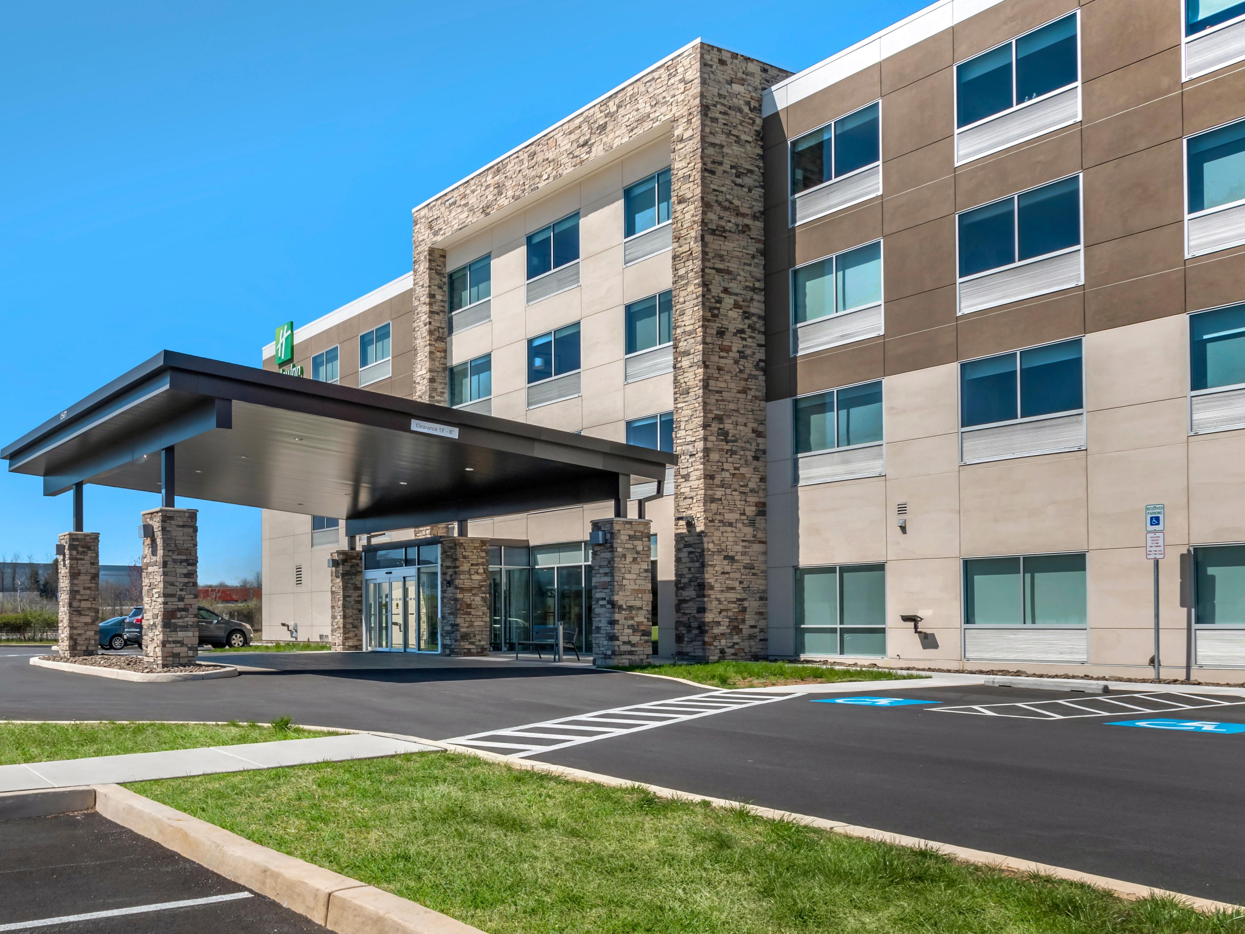 Hotels in Carlisle, PA | Holiday Inn Express & Suites Carlisle ...