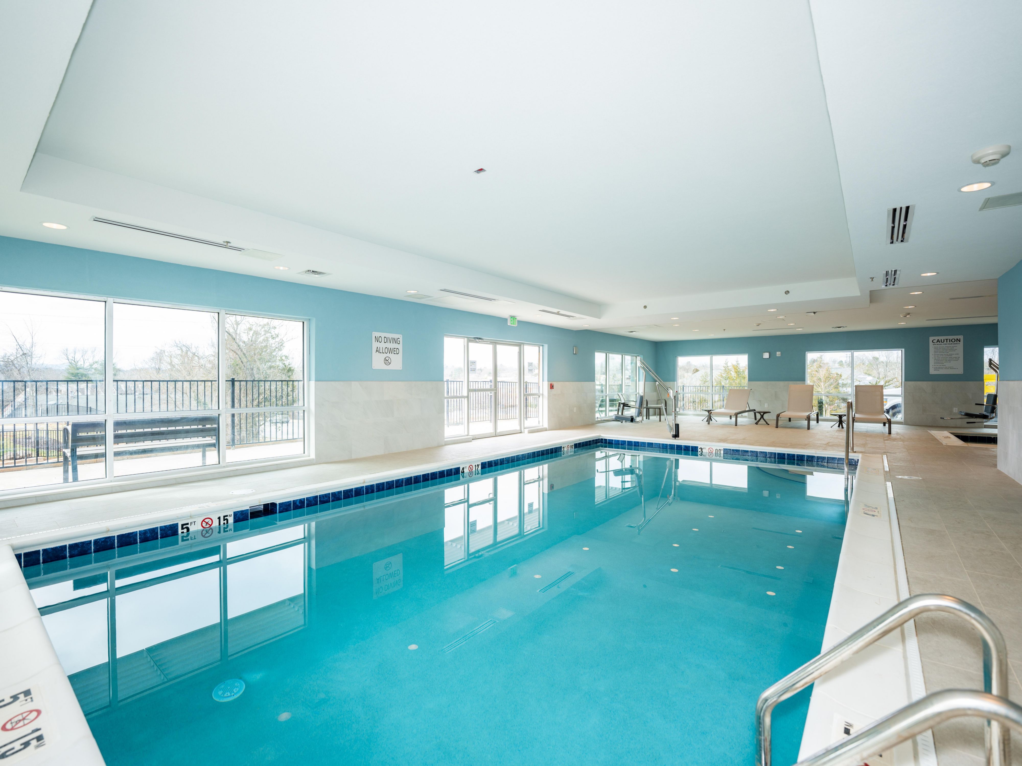 Holiday Inn Express & Suites Charlottesville - Charlottesville, United ...