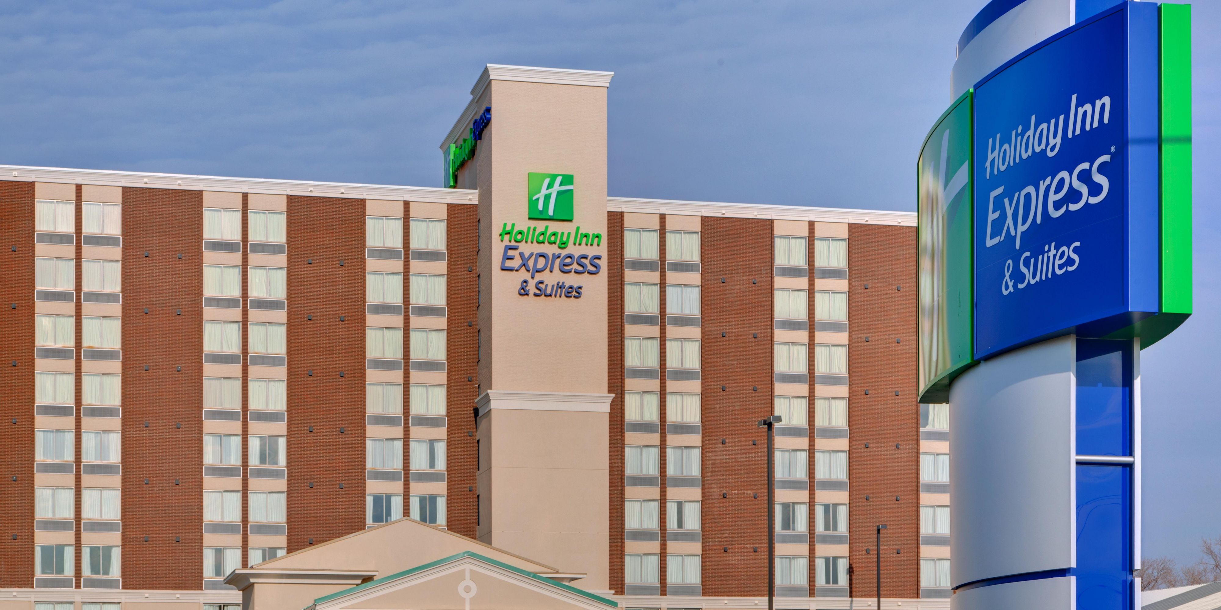 Holiday Inn Express & Suites Chatham South - Chatham,