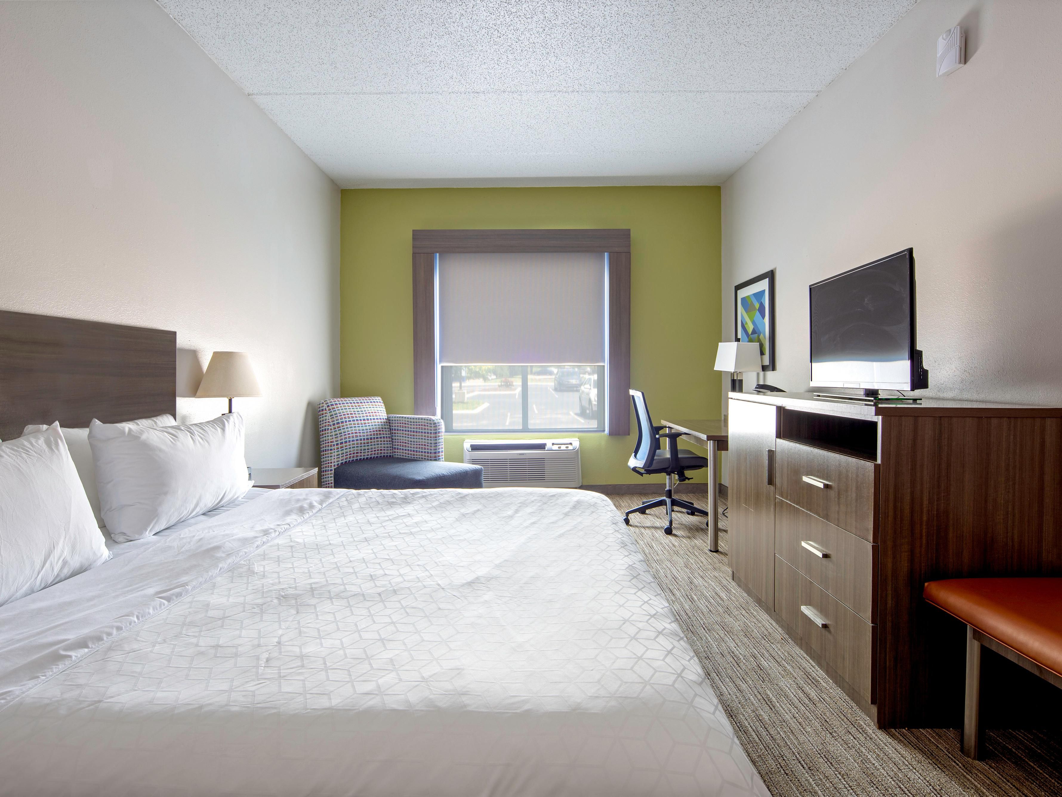 Rooms & Suites
