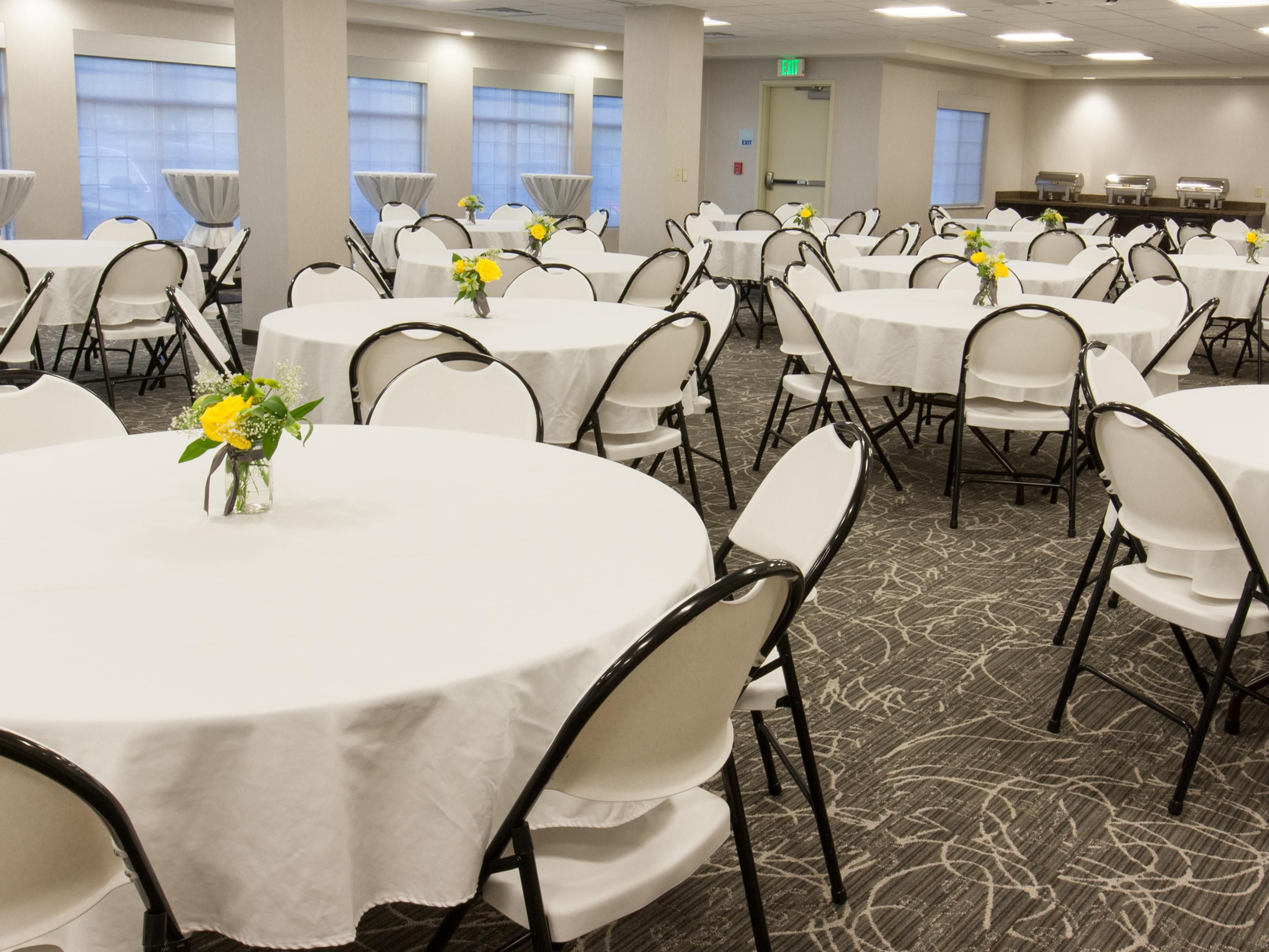 Hotel in Cheney, WA | Holiday Inn Express & Suites Cheney