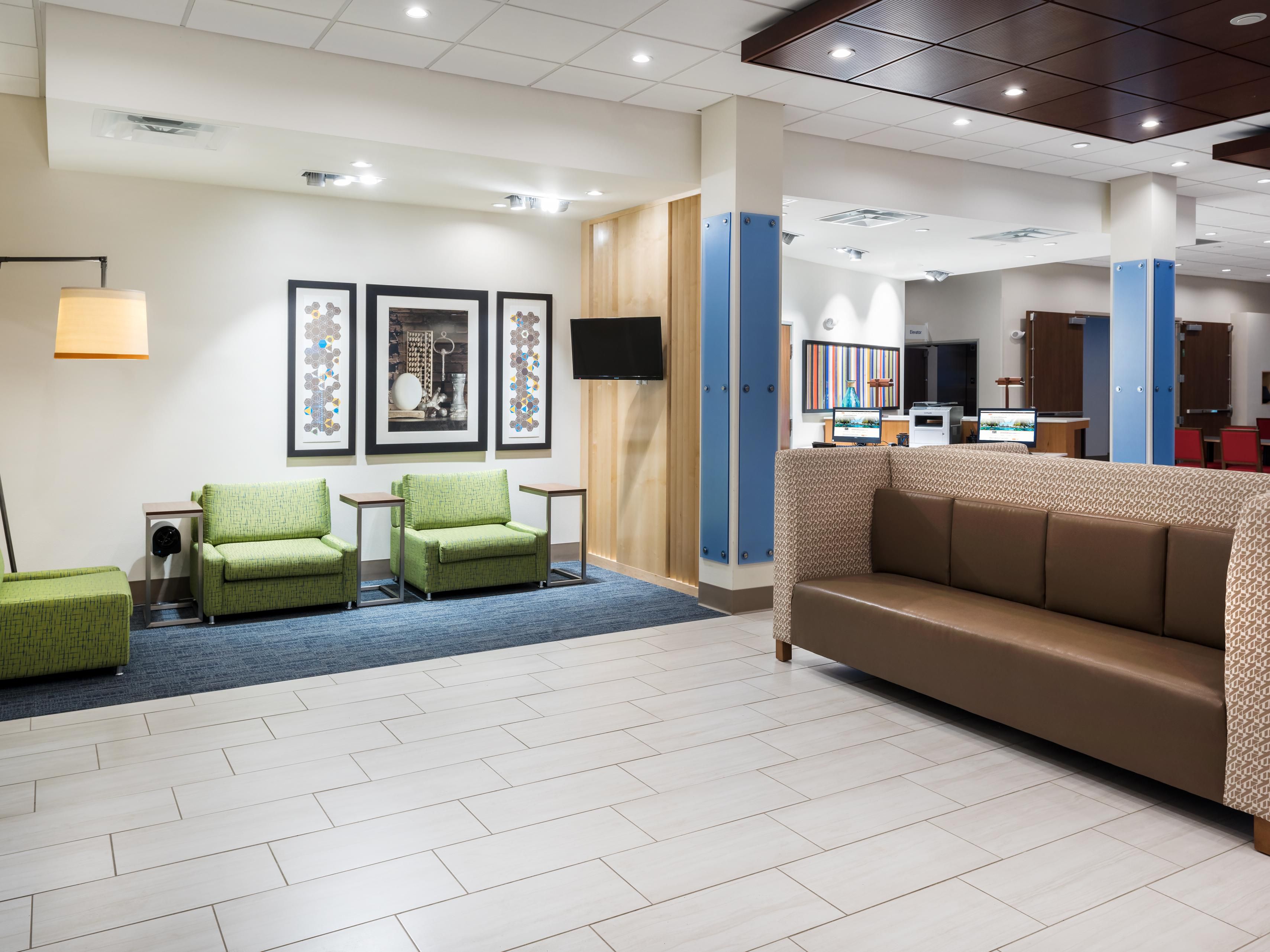 Things to do in Chesterfield near Holiday Inn Express & Suites St ...