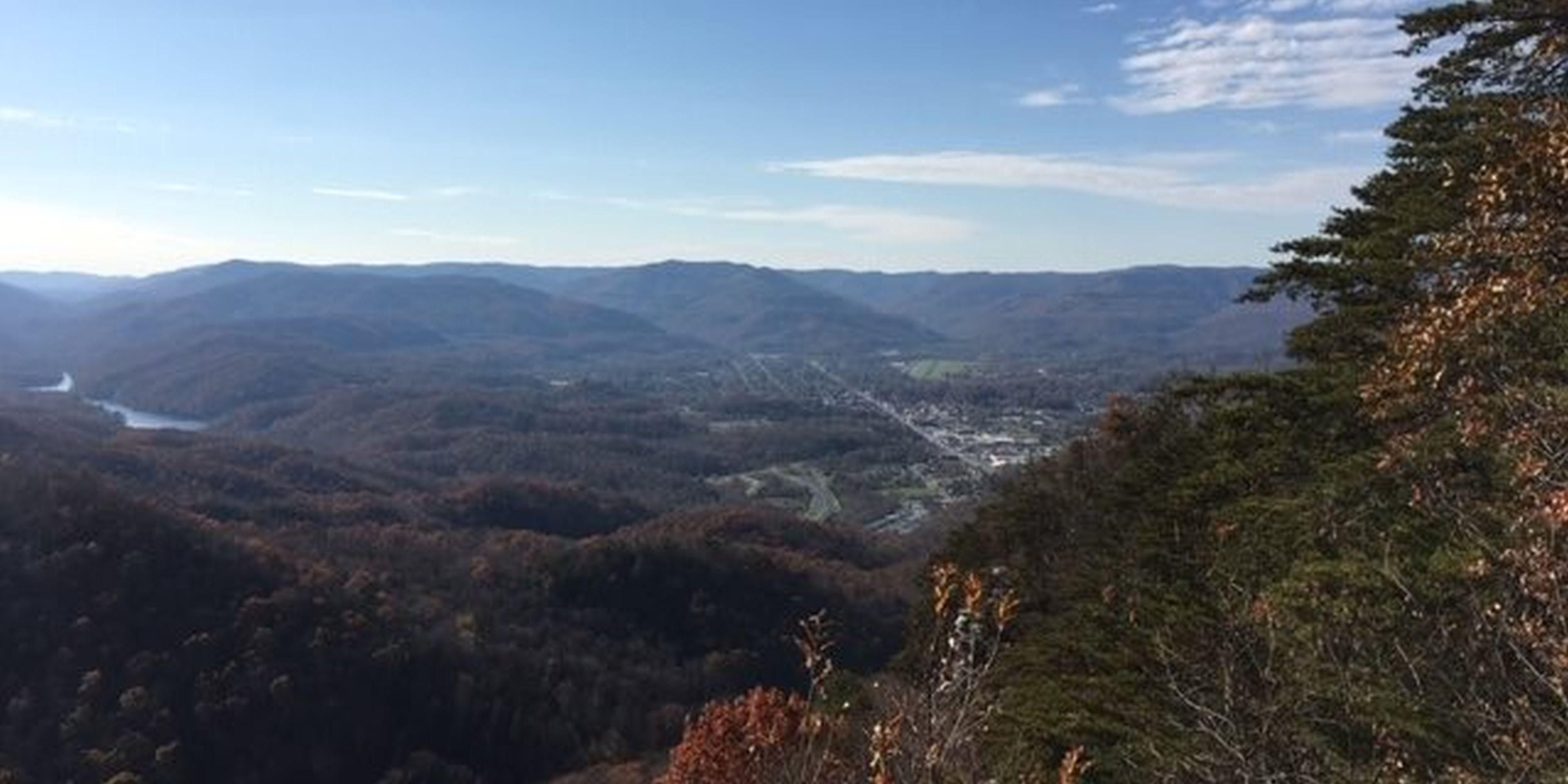 Holiday Inn Express & Suites Knoxville-Clinton - Clinton, United States