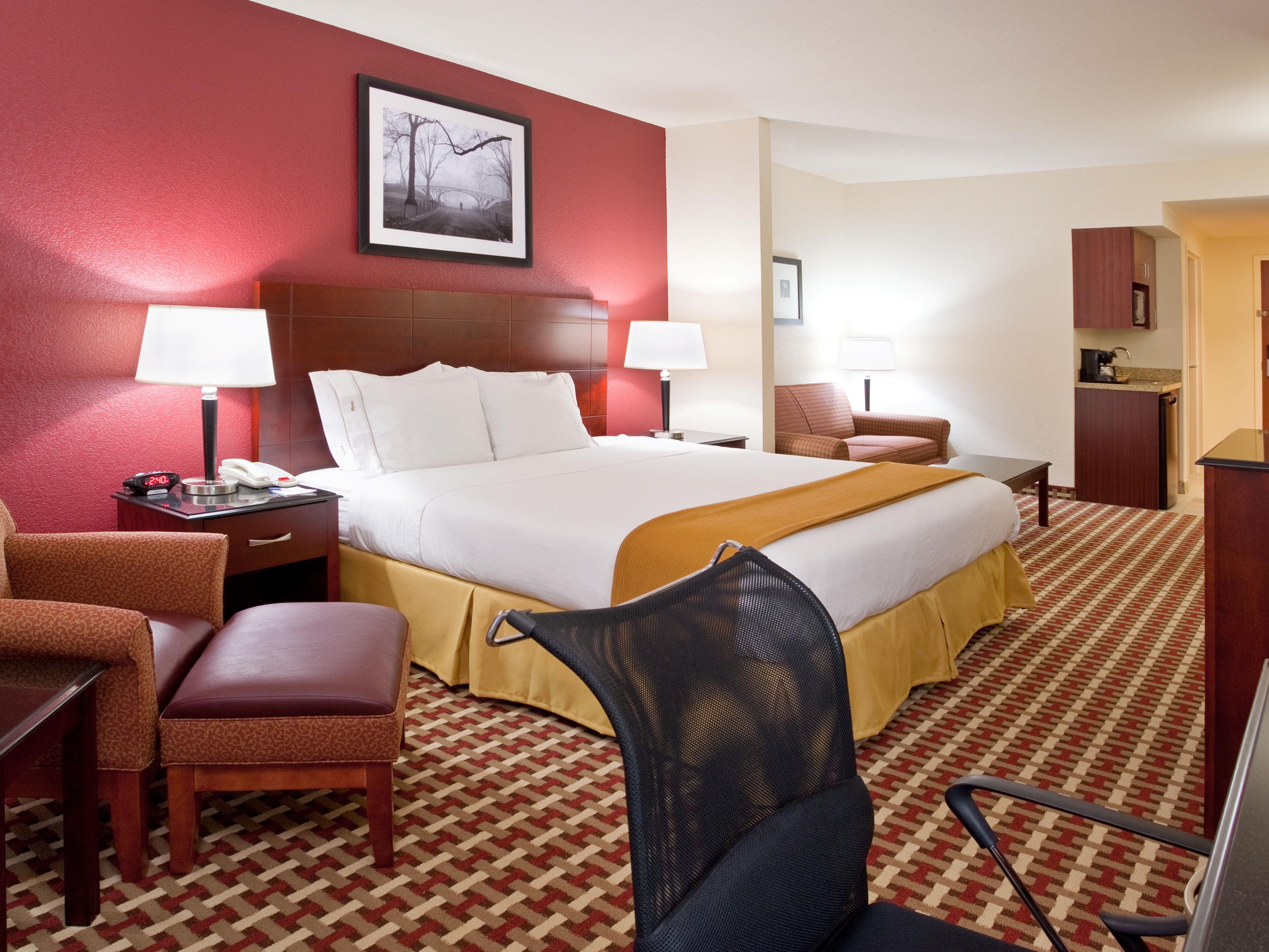 Hotels in Columbus, Ohio near OSU | Holiday Inn Express & Suites ...